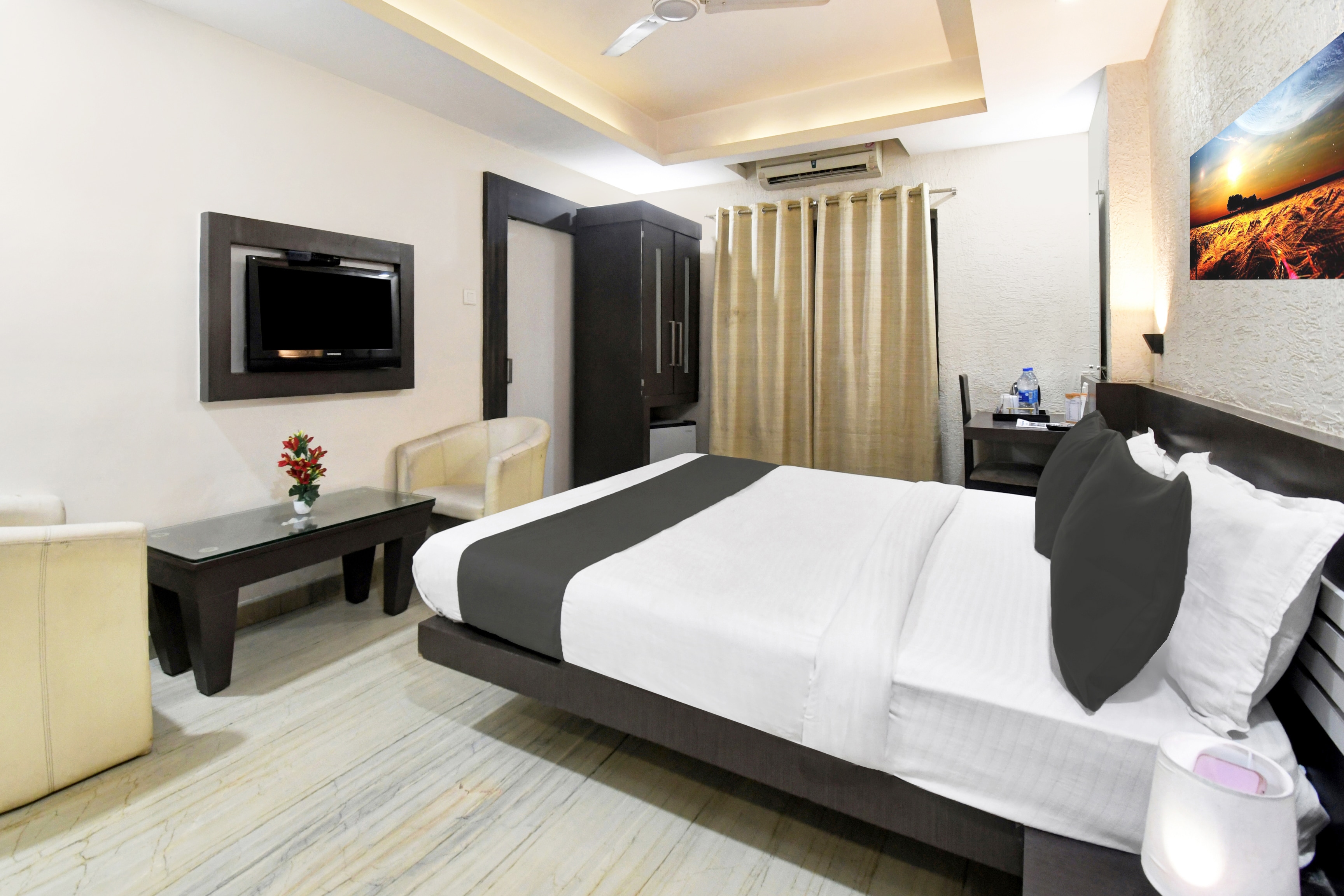 Hotels in Ranchi: Best Budget Ranchi Hotels from ₹313