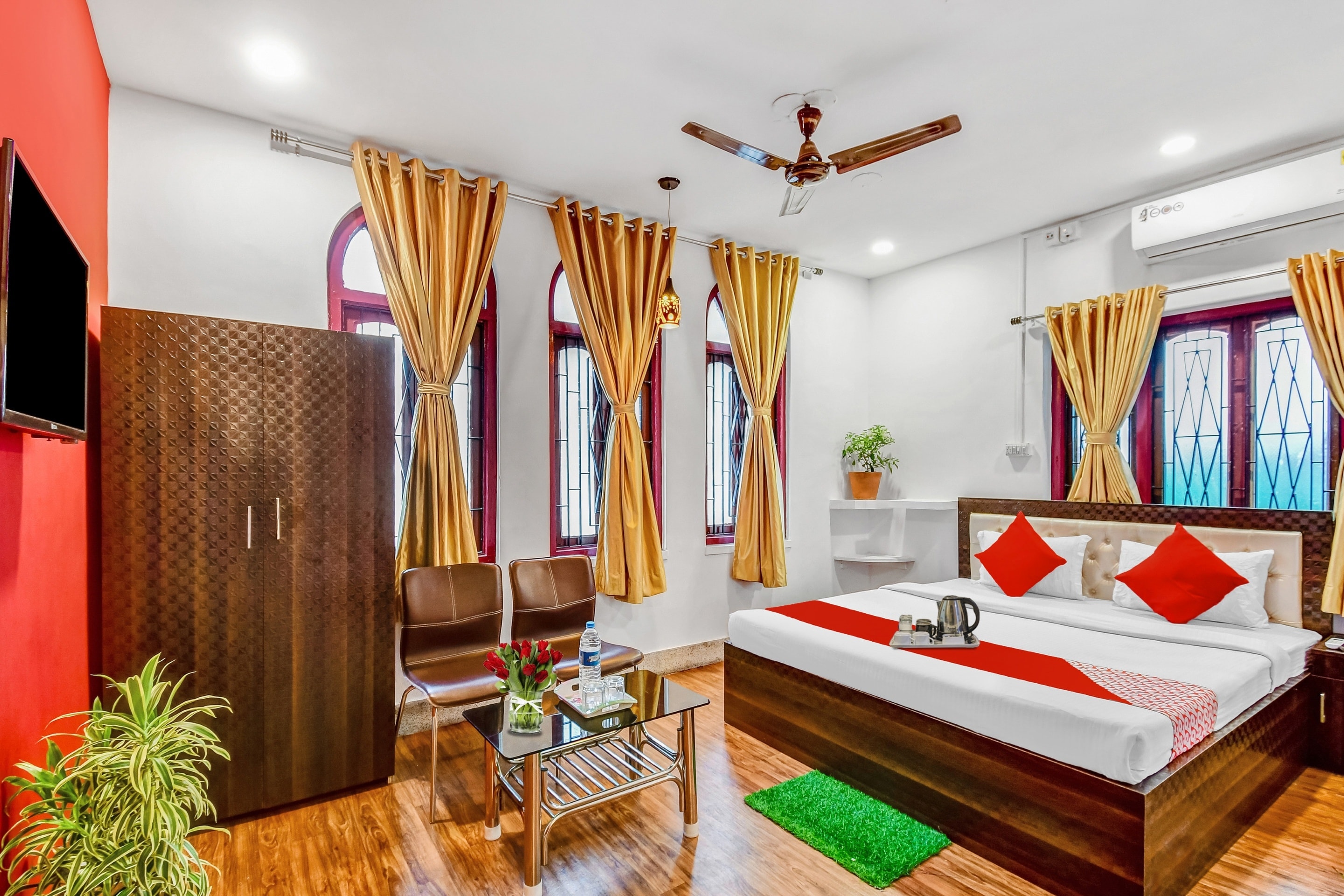 Hotels Near Salt Lake City, Kolkata from ₹450