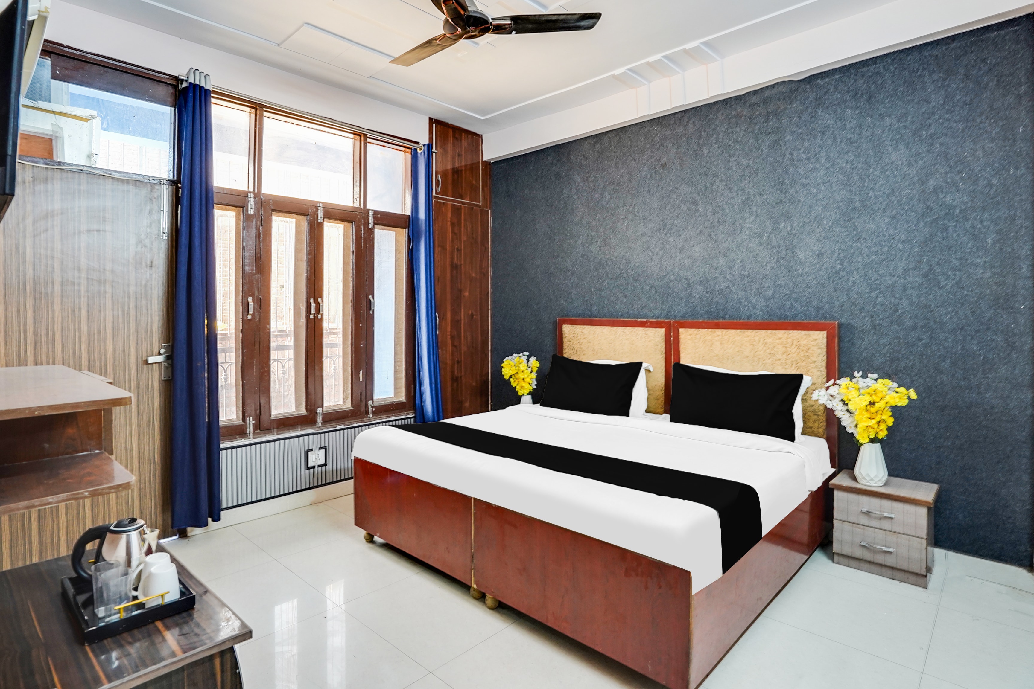 Hotels in Noida Book premium OYO rooms nearby from ₹369