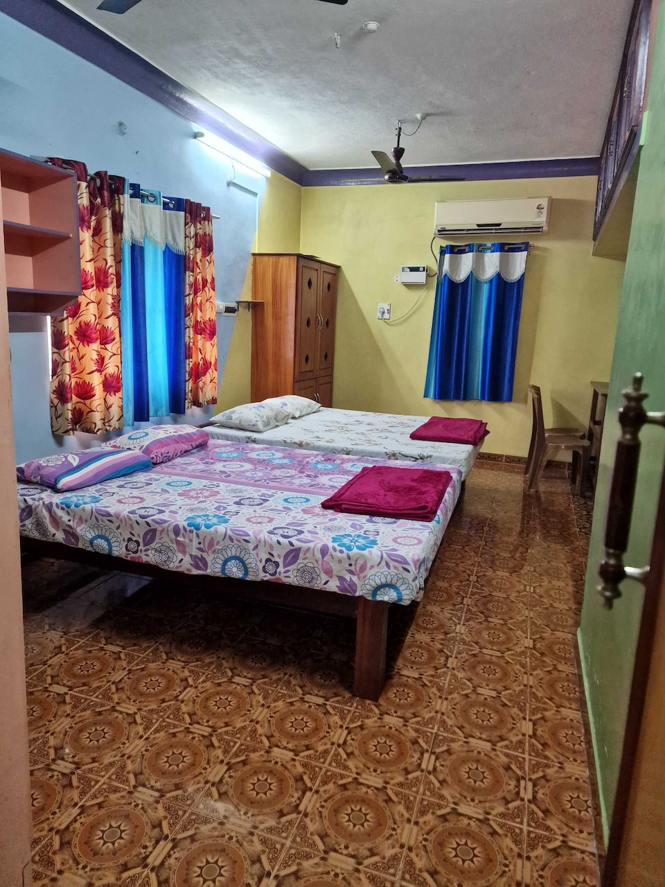 OYO Home Rose Garden, Home Trichy, Book @ ₹501 - OYO