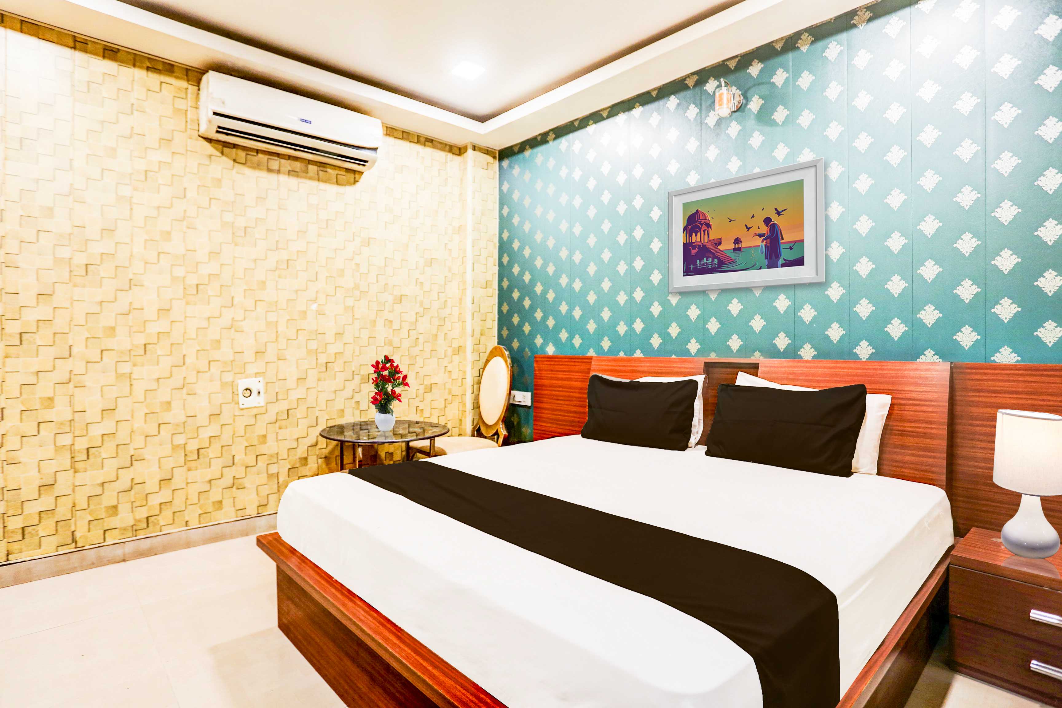 Couple Collection O Hotels in Lucknow | Couple Friendly Hotel ...