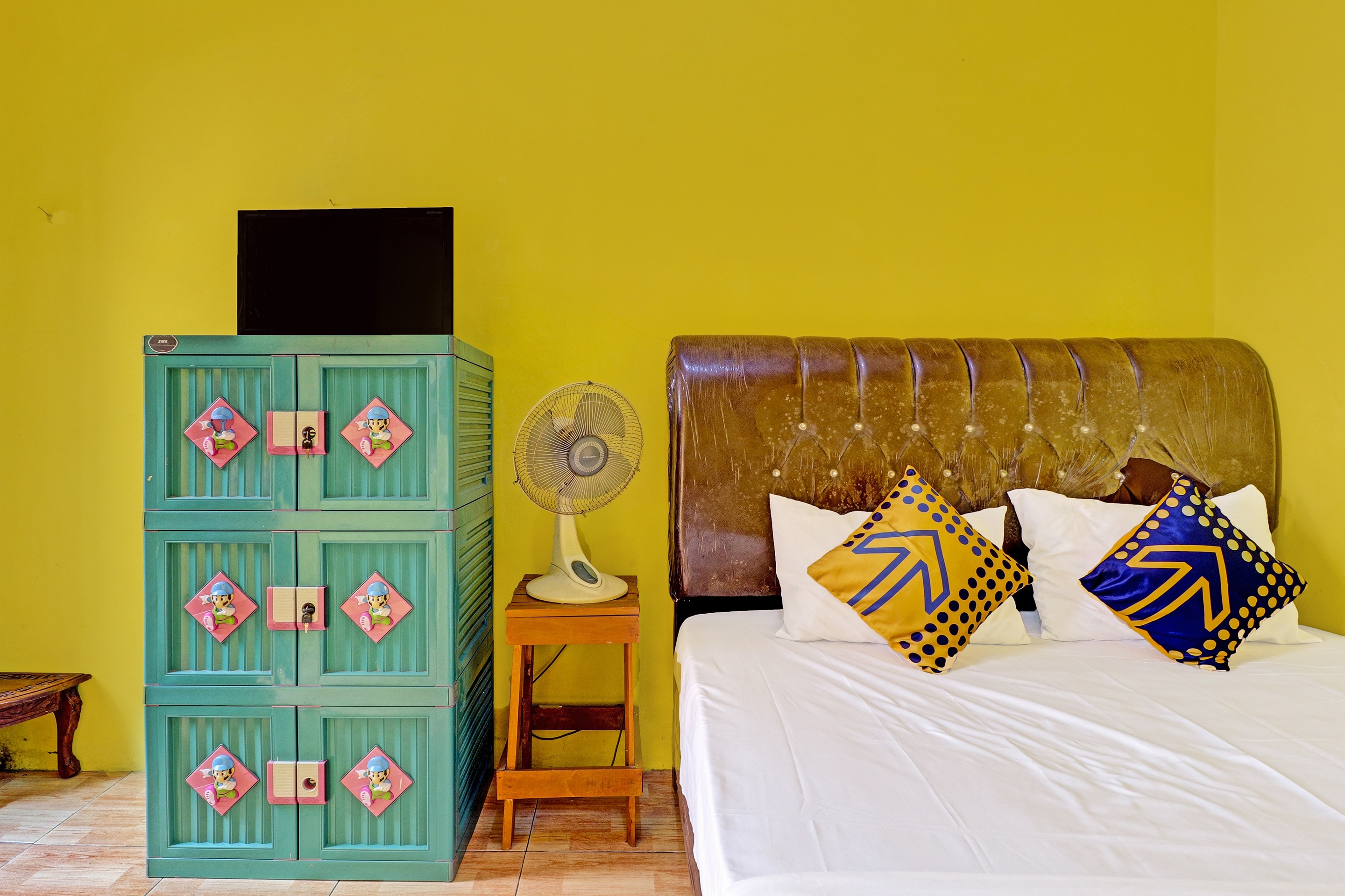 OYO Life 91478 Wisma Aura Syariah, OYO Living Ciamis, Book @ Rp111597 - OYO