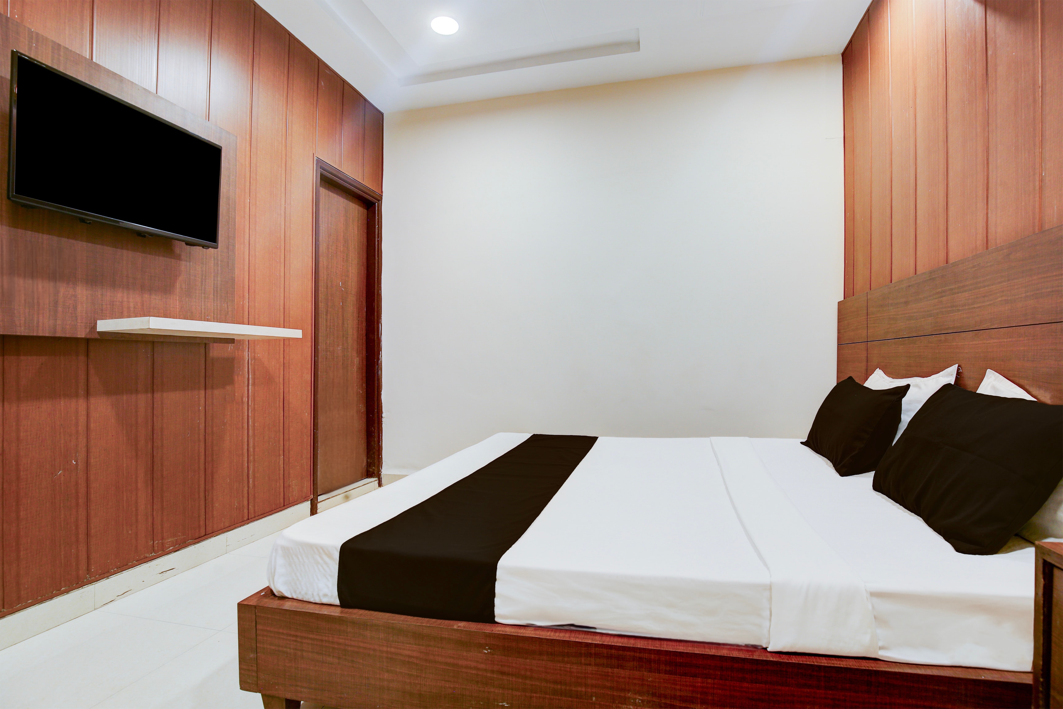 Hotel O Hotel Avtar , Flagship Amritsar, Book @ ₹874 - OYO