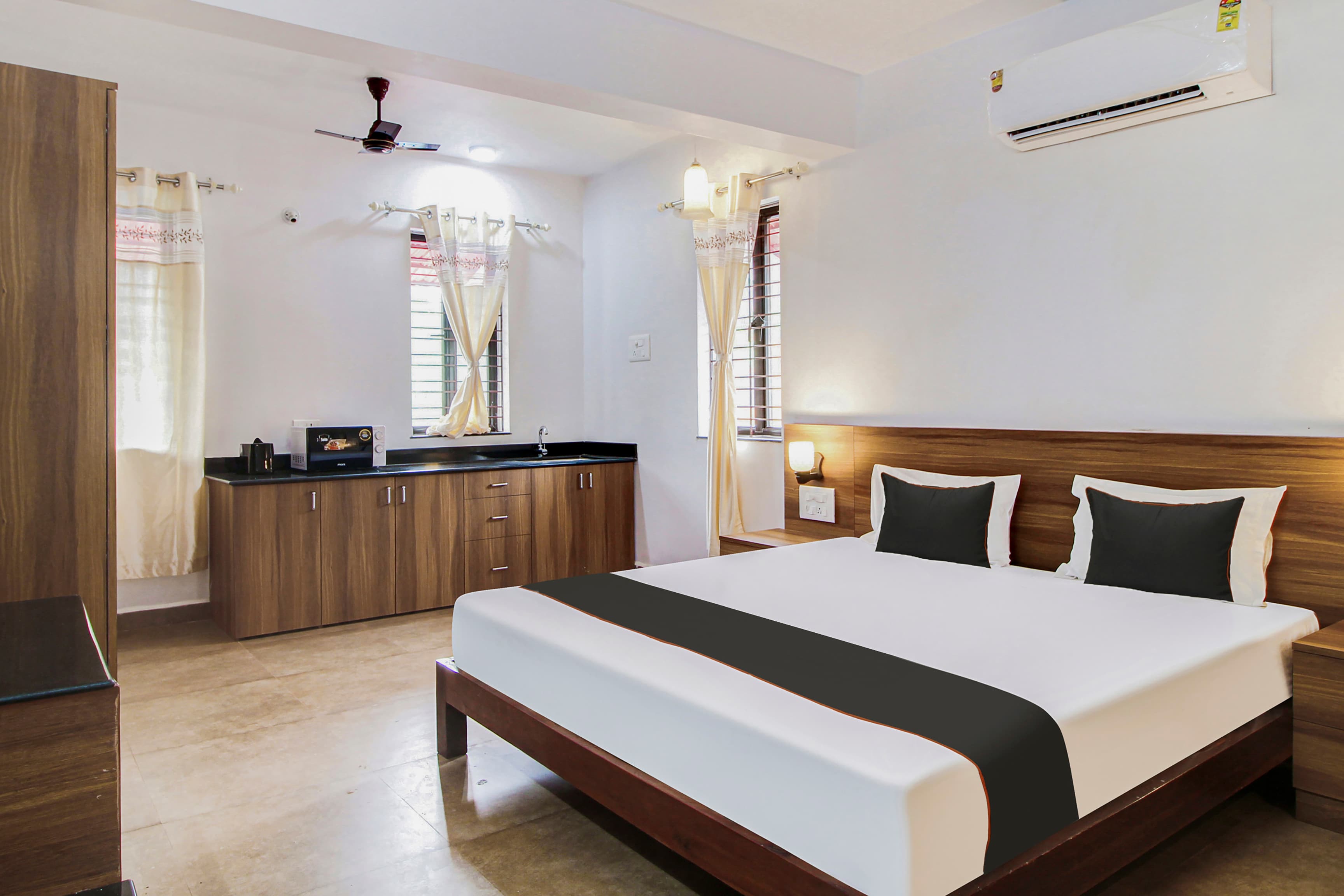 Flagship Holiday Suites Benaulim Goa, Flagship Goa, Book @ ₹1565 - OYO
