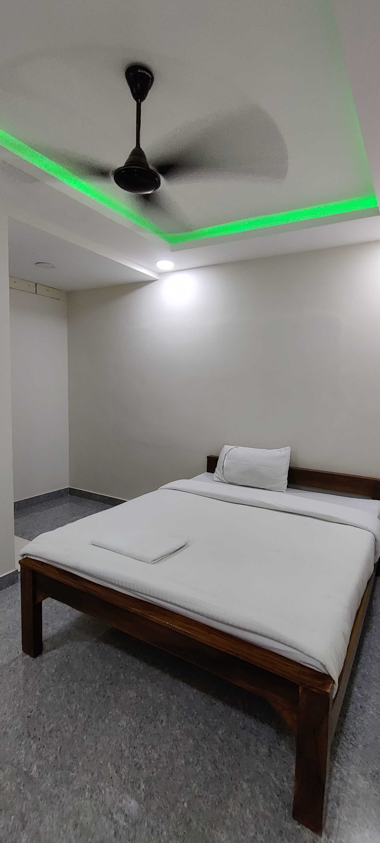 Flagship 93469 Senthur Murugan, Flagship Chennai, Book @ ₹1091 - OYO