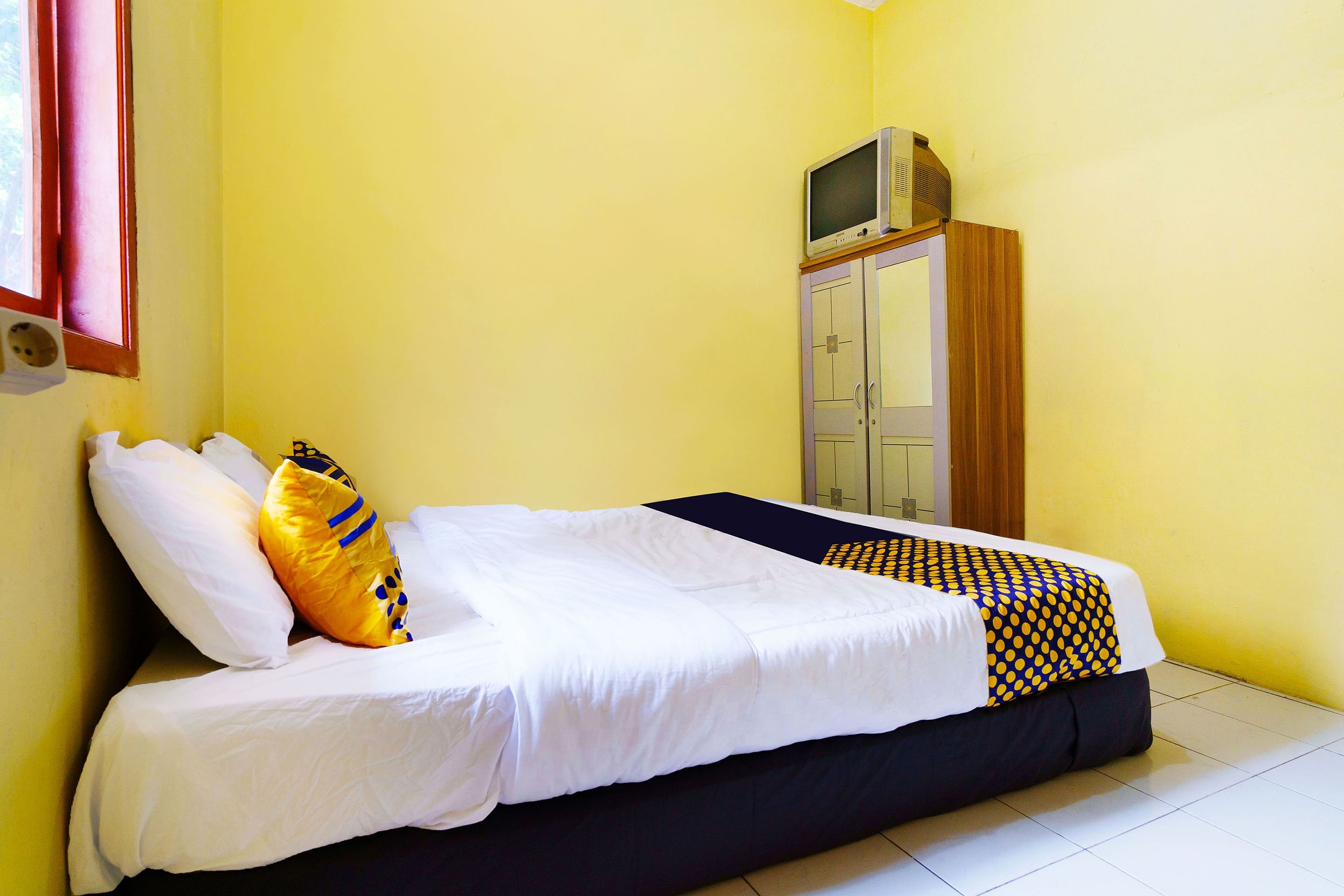SPOT ON 91638 Anna Homestay Syariah, OYO Hotels Bandung, Book @ Rp85025 ...