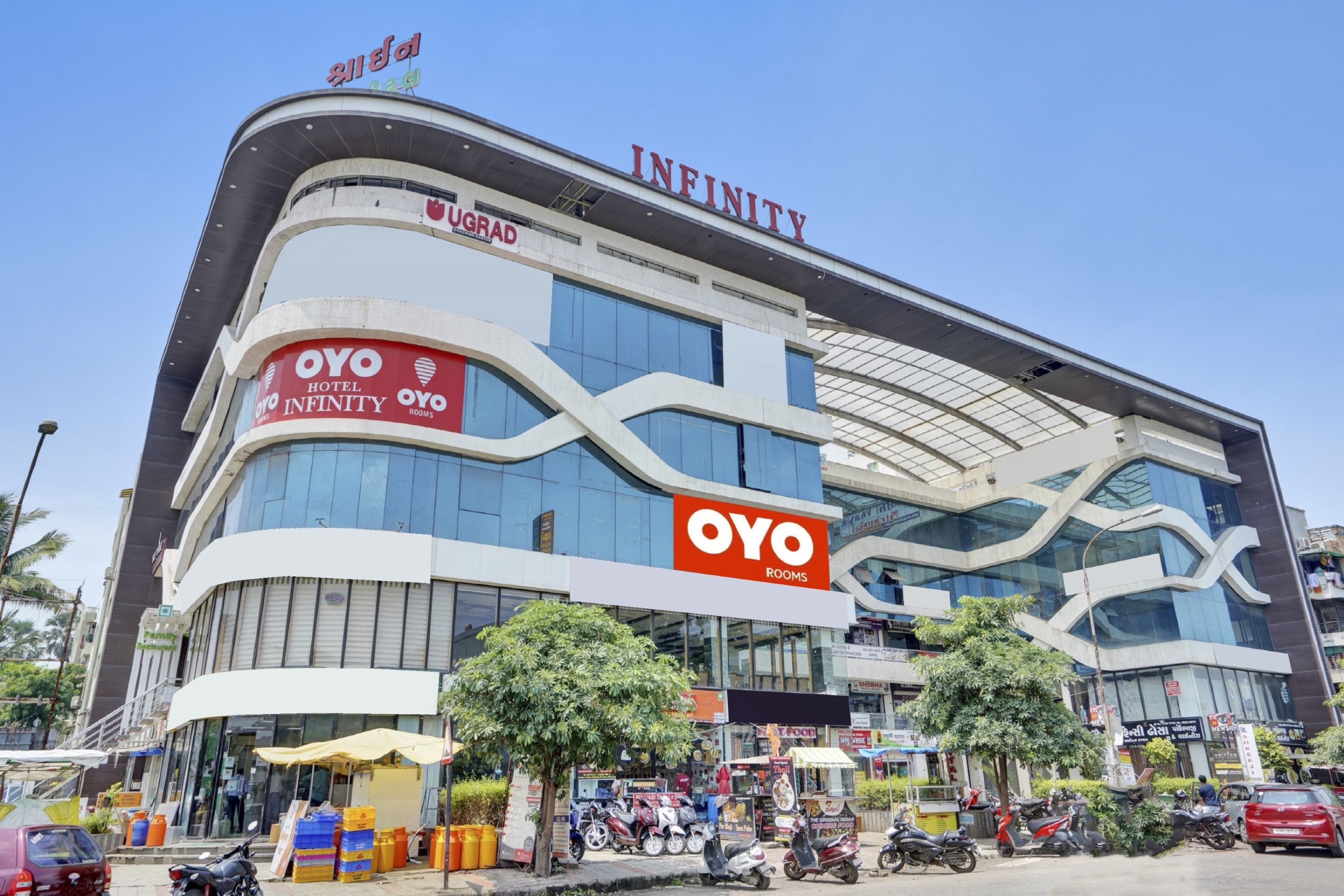 Hotel O Infinity, Flagship Surat, Book @ ₹1106 - OYO