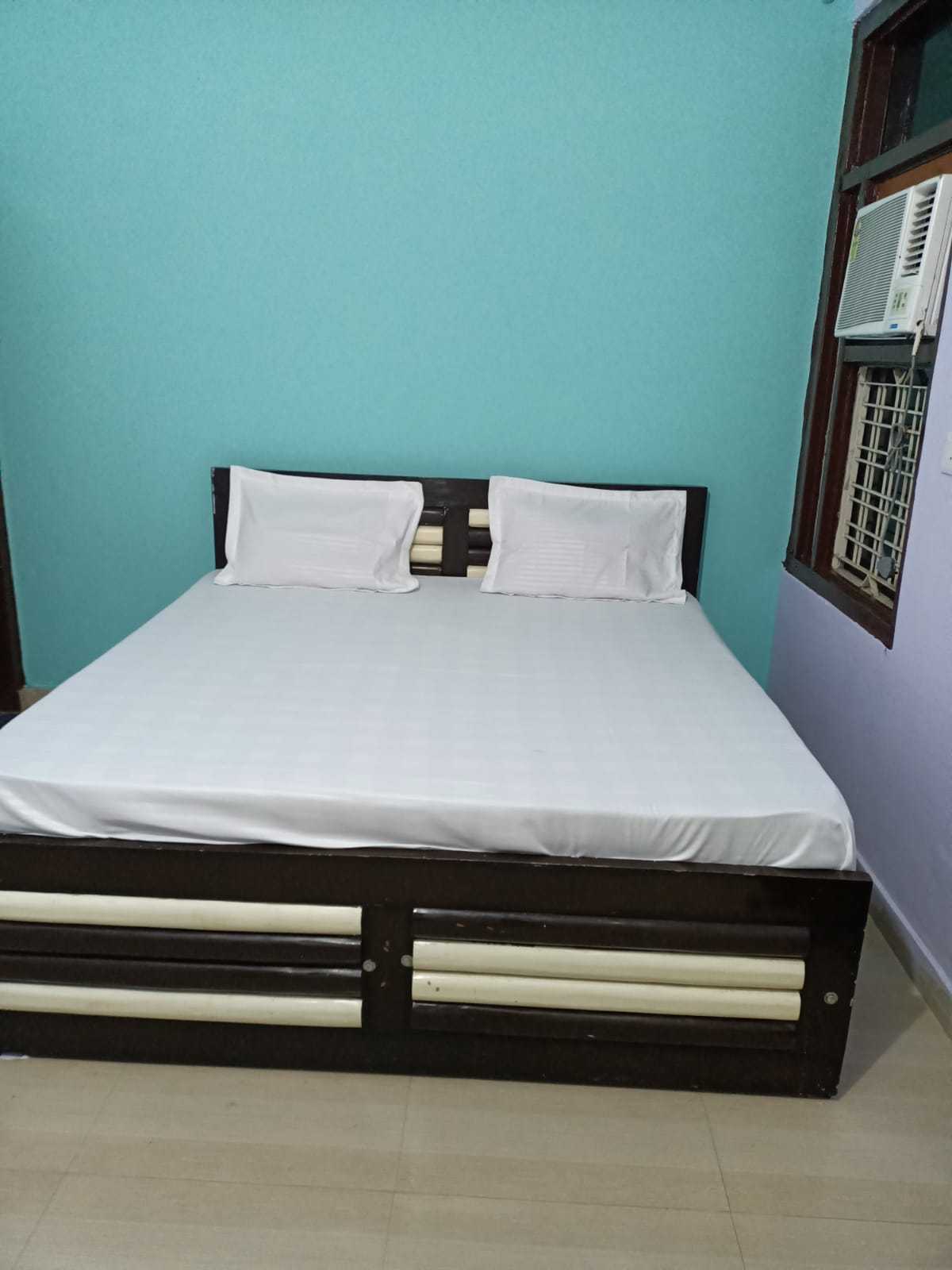 Hotel O White Rock Hotel, OYO Rooms Alwar, Book @ ₹682 - OYO