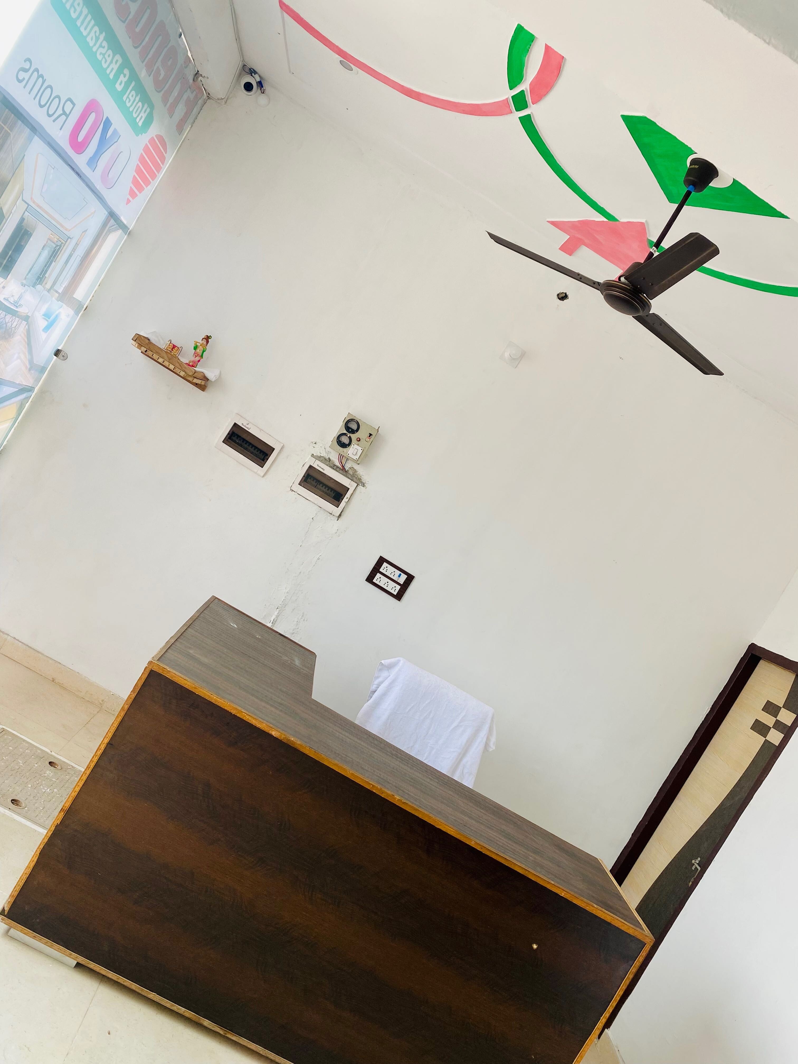 Hotel O Friends Hotel, OYO Rooms Rewari, Book @ ₹682 - OYO