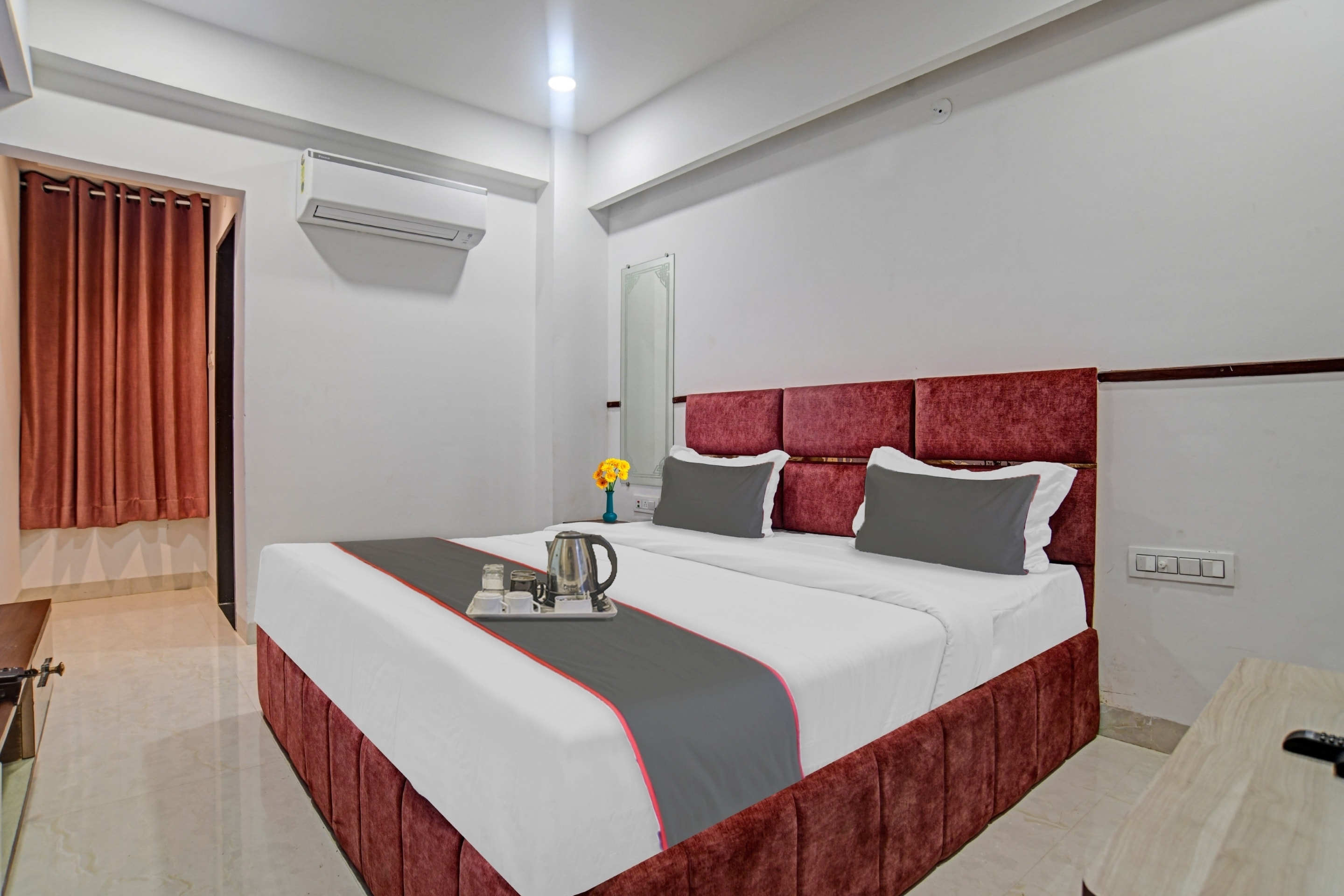 Hotel O Elite Residency, Flagship Indore, Book @ ₹1062 - OYO