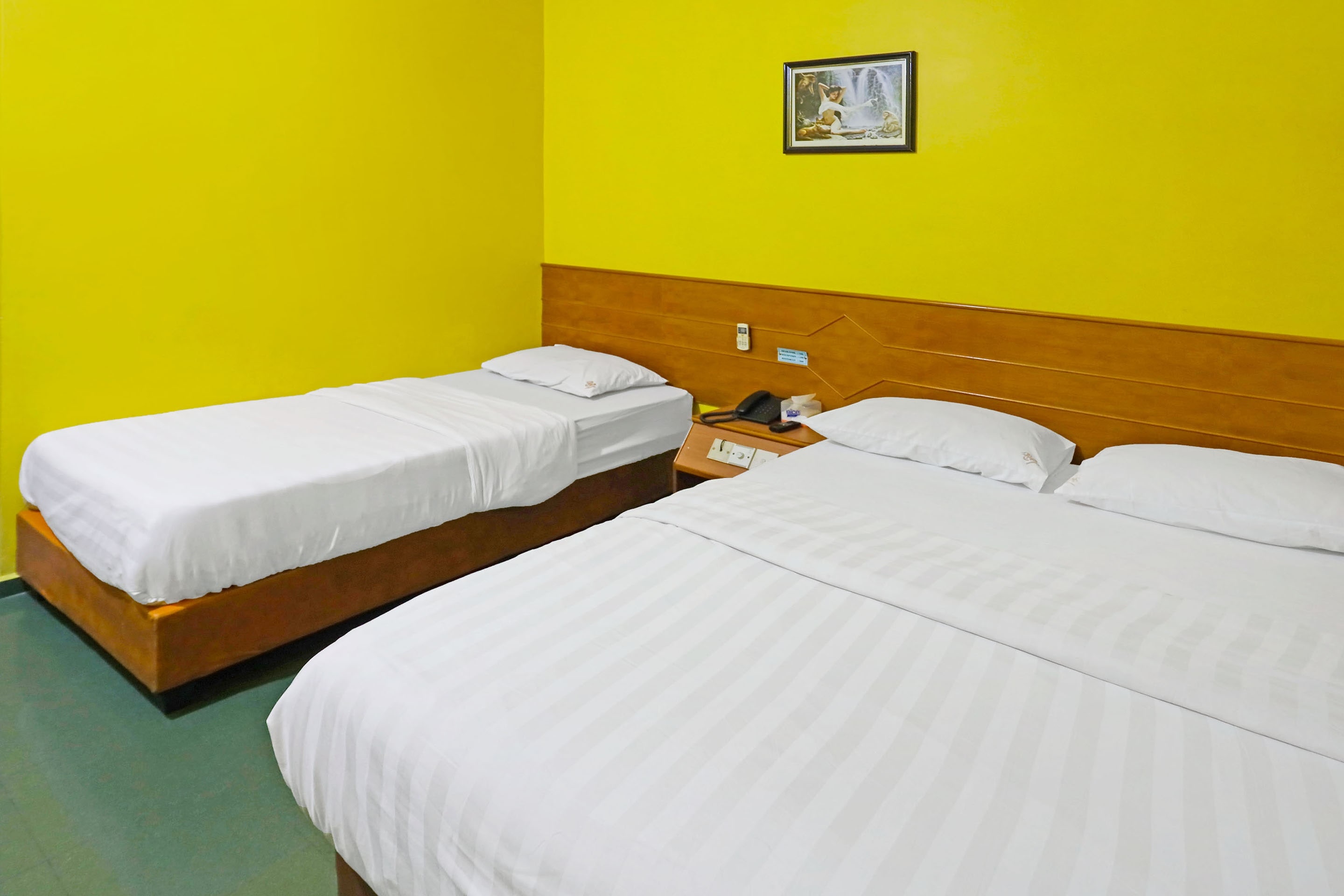 Collection O 91760 Sangrila Hotel, Collection O Batam, Book @ Rp85025 - OYO
