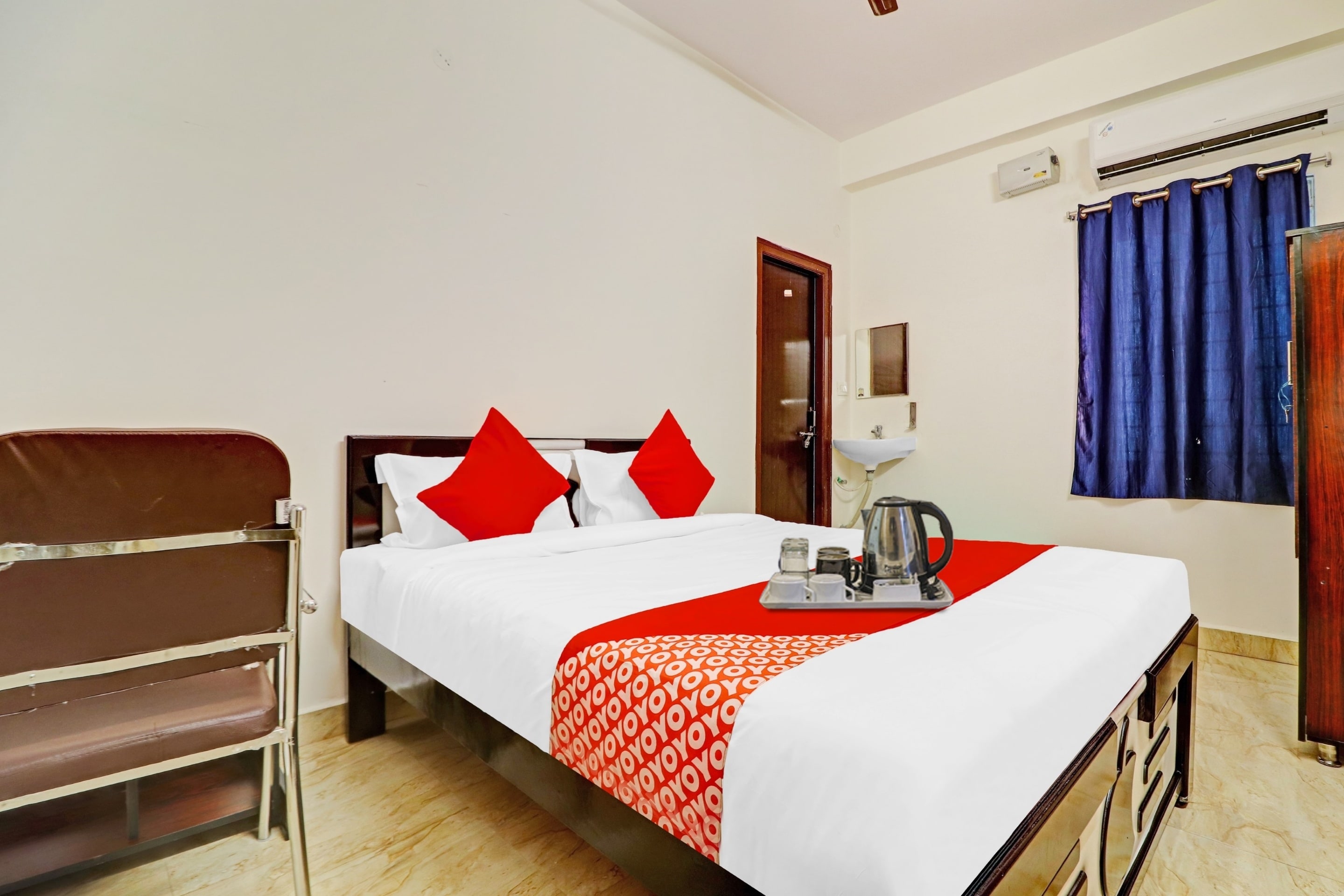 OYO Happy Stay Hotels, OYO Rooms Hyderabad, Book @ ₹1232 - OYO