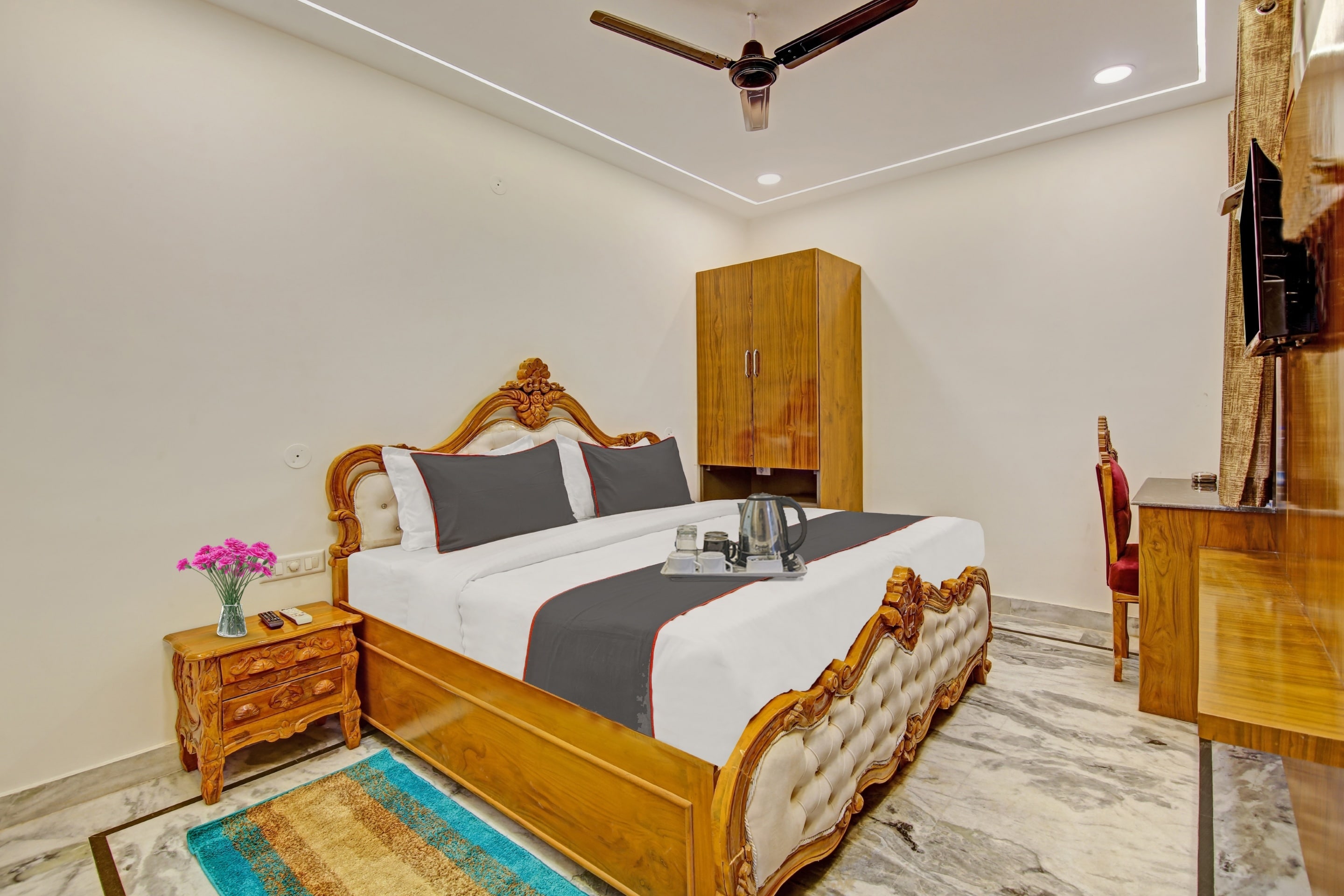 Hotel O RP, Flagship Delhi, Book @ ₹769 - OYO