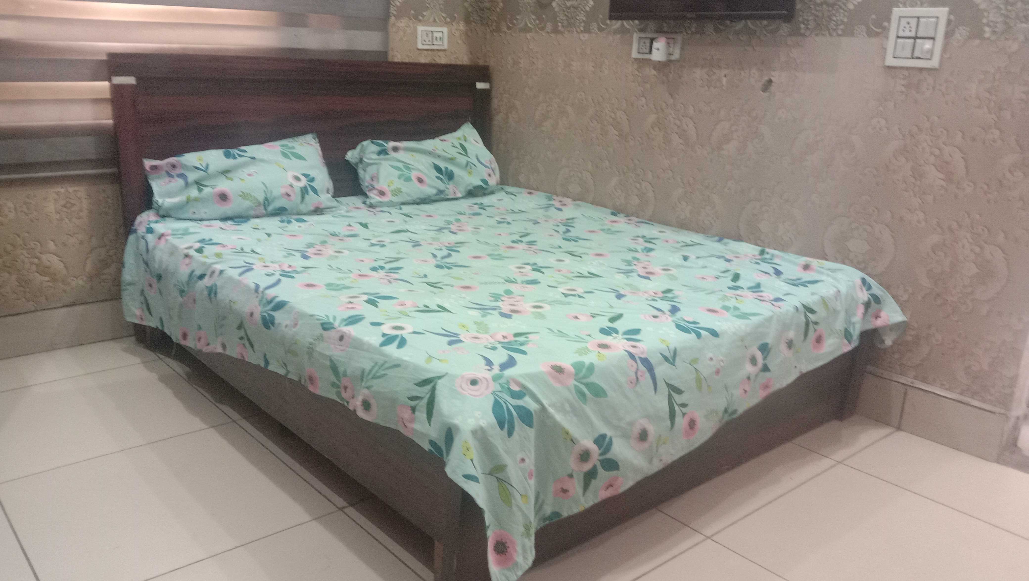 POP Shri Shyam Guest House, POP Panipat, Book @ ₹1095 - OYO