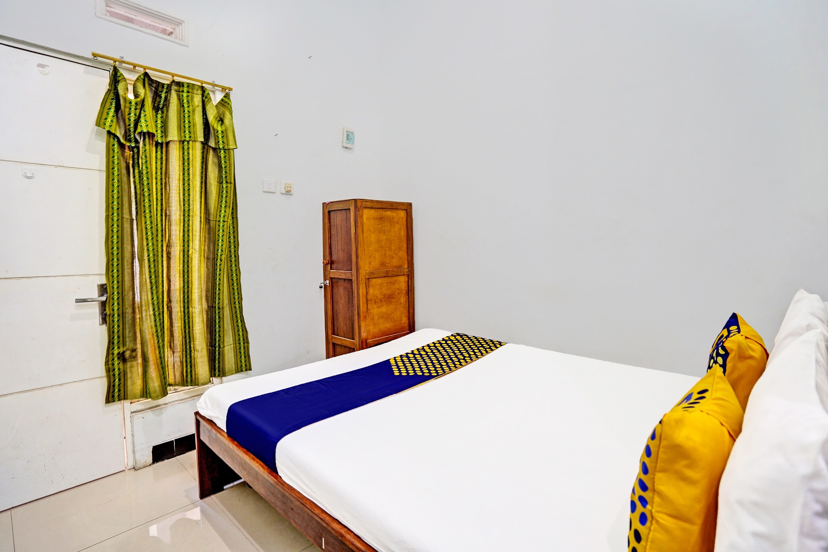 OYO Life 91866 Paradise Ok Kost Syariah , OYO Living Mojokerto, Book ...