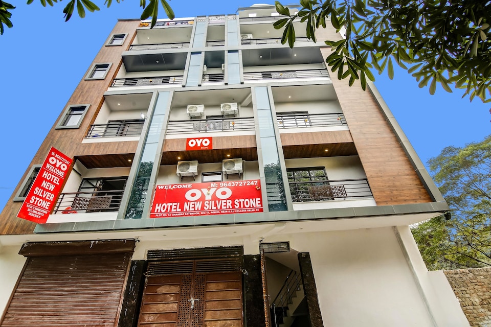 OYO Flagship 702568 Hotel New Silver Stone, Flagship Delhi, Book @ ₹626 ...