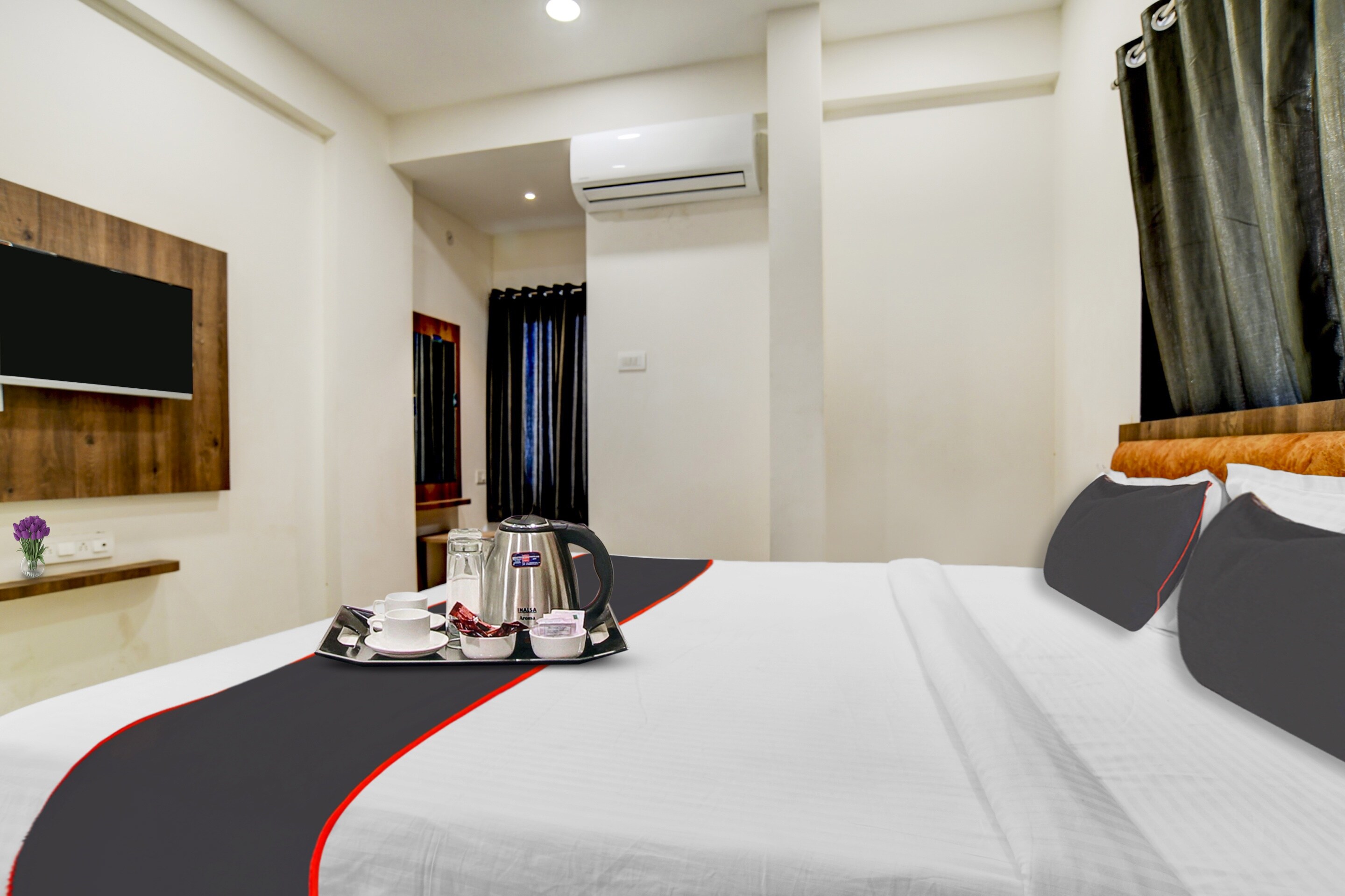 Collection O Hotel Task, Collection O Indore, Book @ ₹836 - OYO