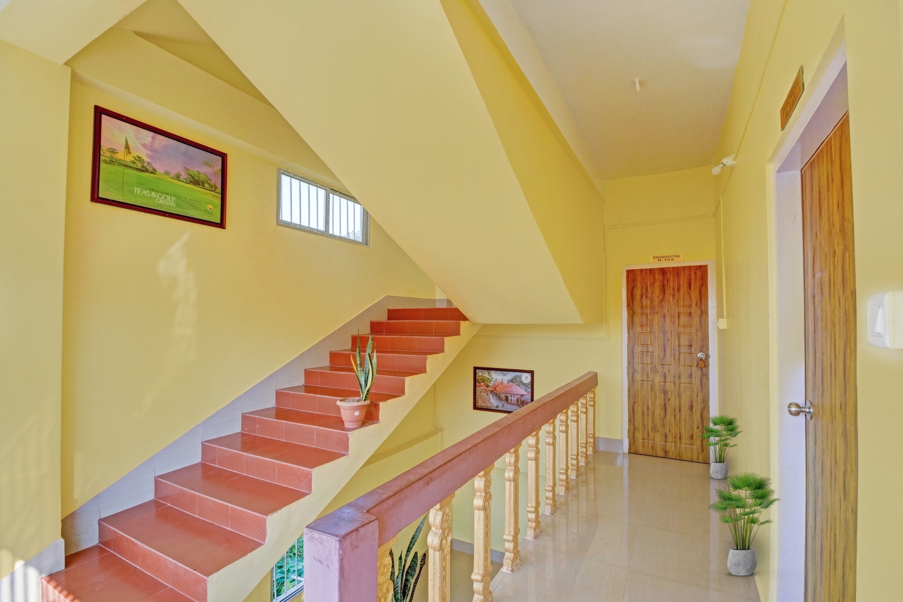 OYO Shirdi Sai Guest House, Home Guwahati, Book @ ₹933 - OYO