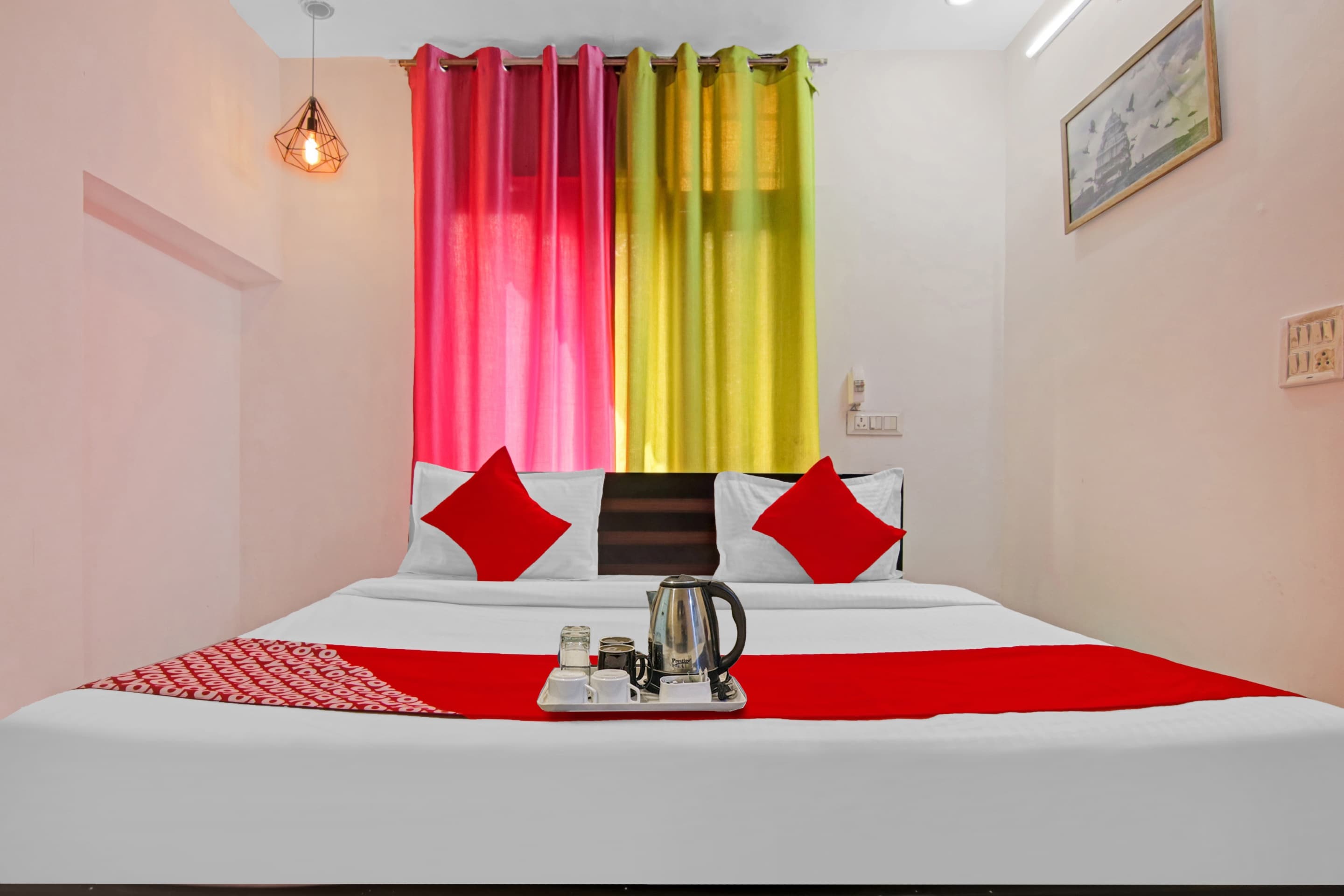 Flagship Elegante Studio Rohini, Flagship Delhi, Book @ ₹1010 - OYO