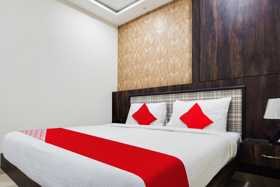 Flagship Hotel One Town Prime, Flagship Vijayawada, Book @ ₹1077 - OYO