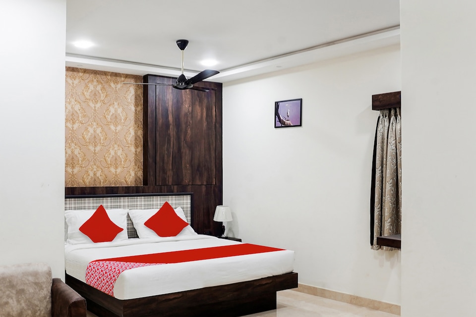 Flagship Hotel One Town Prime, Flagship Vijayawada, Book @ ₹1077 - OYO