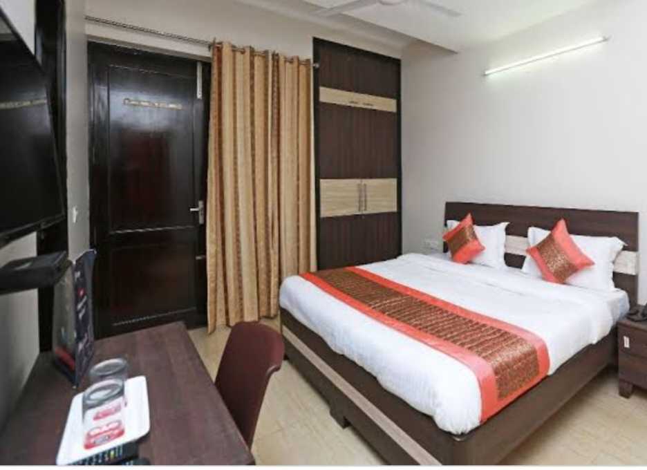 Hotel O Priyanka Inn Residency Near Inox Gurgaon Dreamz, OYO Rooms ...