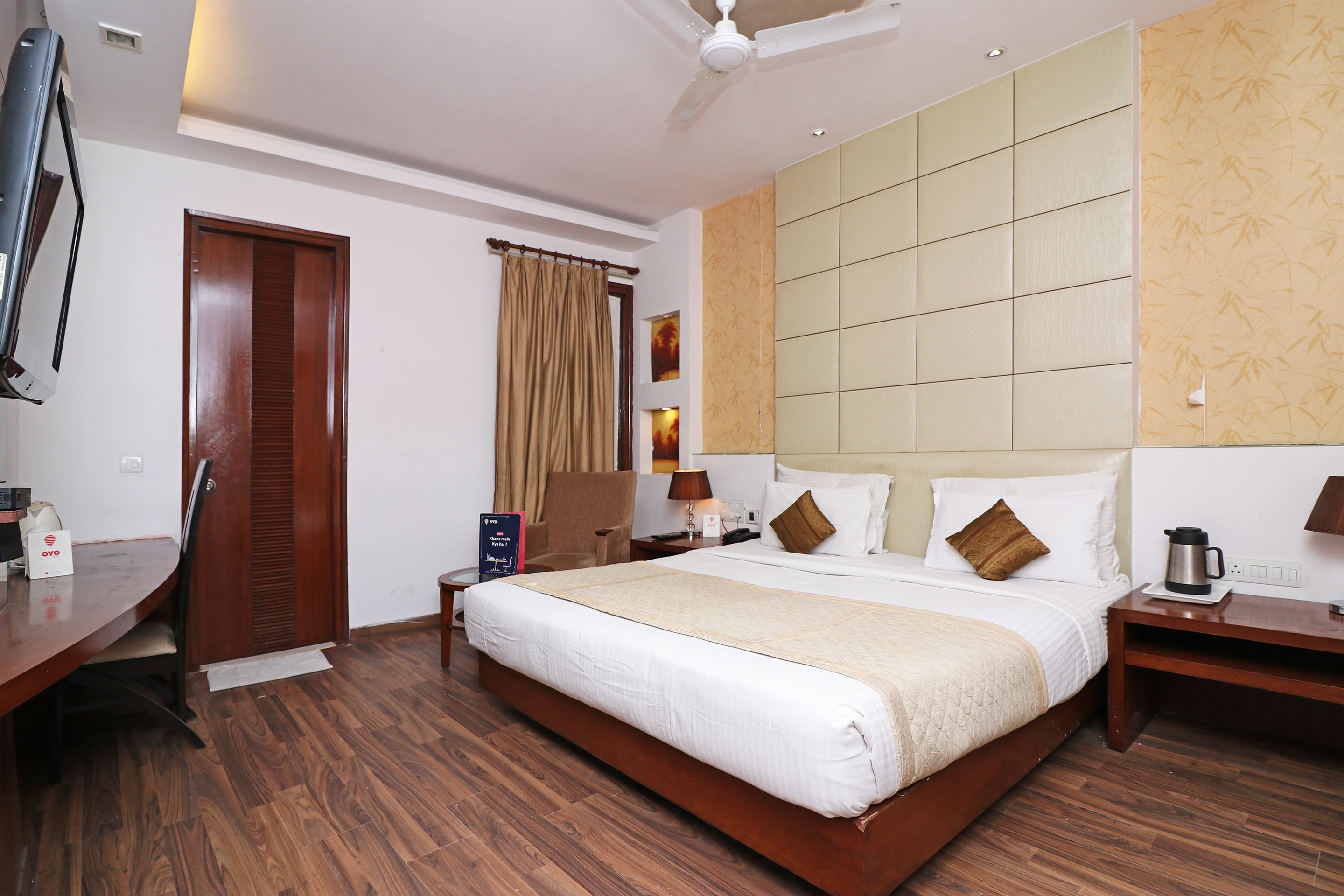 OYO Hotel Imperial Palace, Premium Faridabad, Book @ ₹506 - OYO