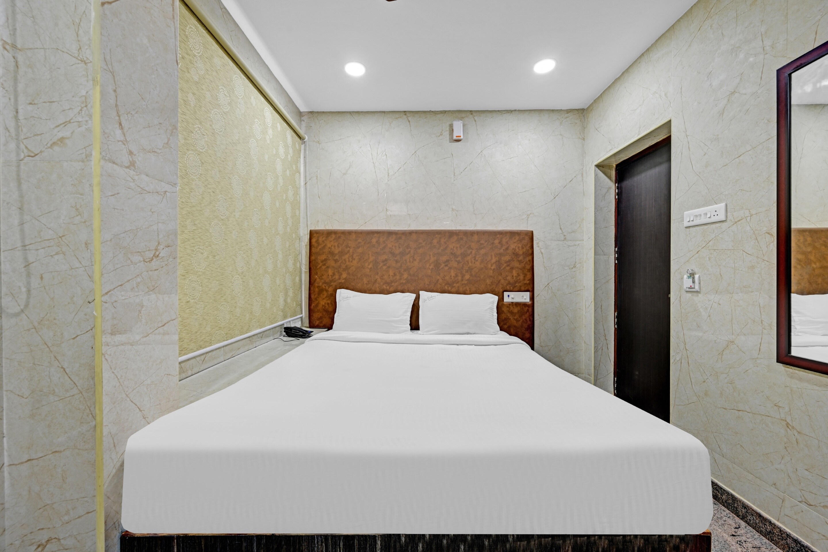 Couple Collection O Hotels in Chennai | Couple Friendly Hotel ...