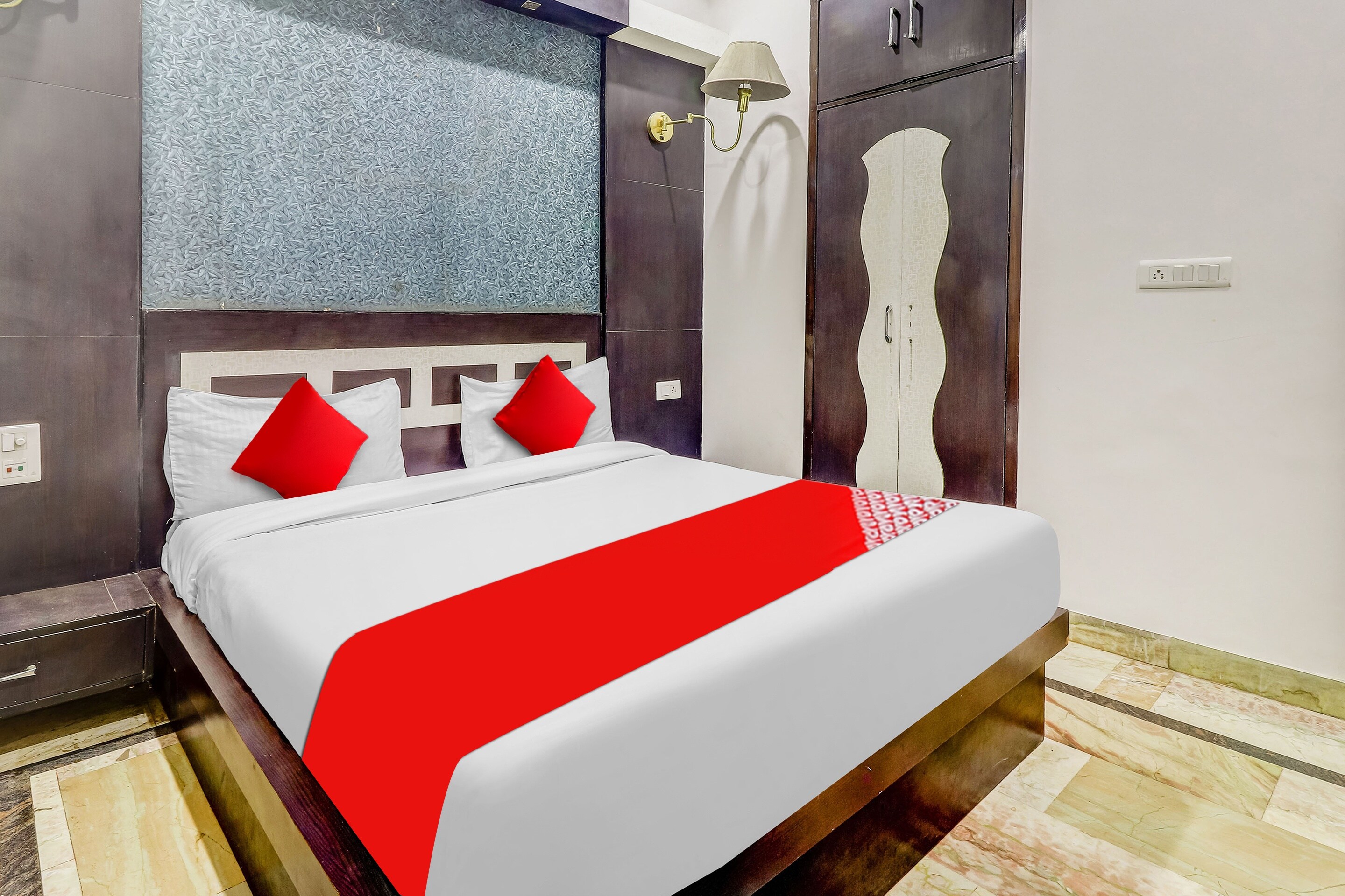 Flagship Hotels in Hotel Atulyaa Taj, Agra Starting @ ₹569 - Upto 84% ...