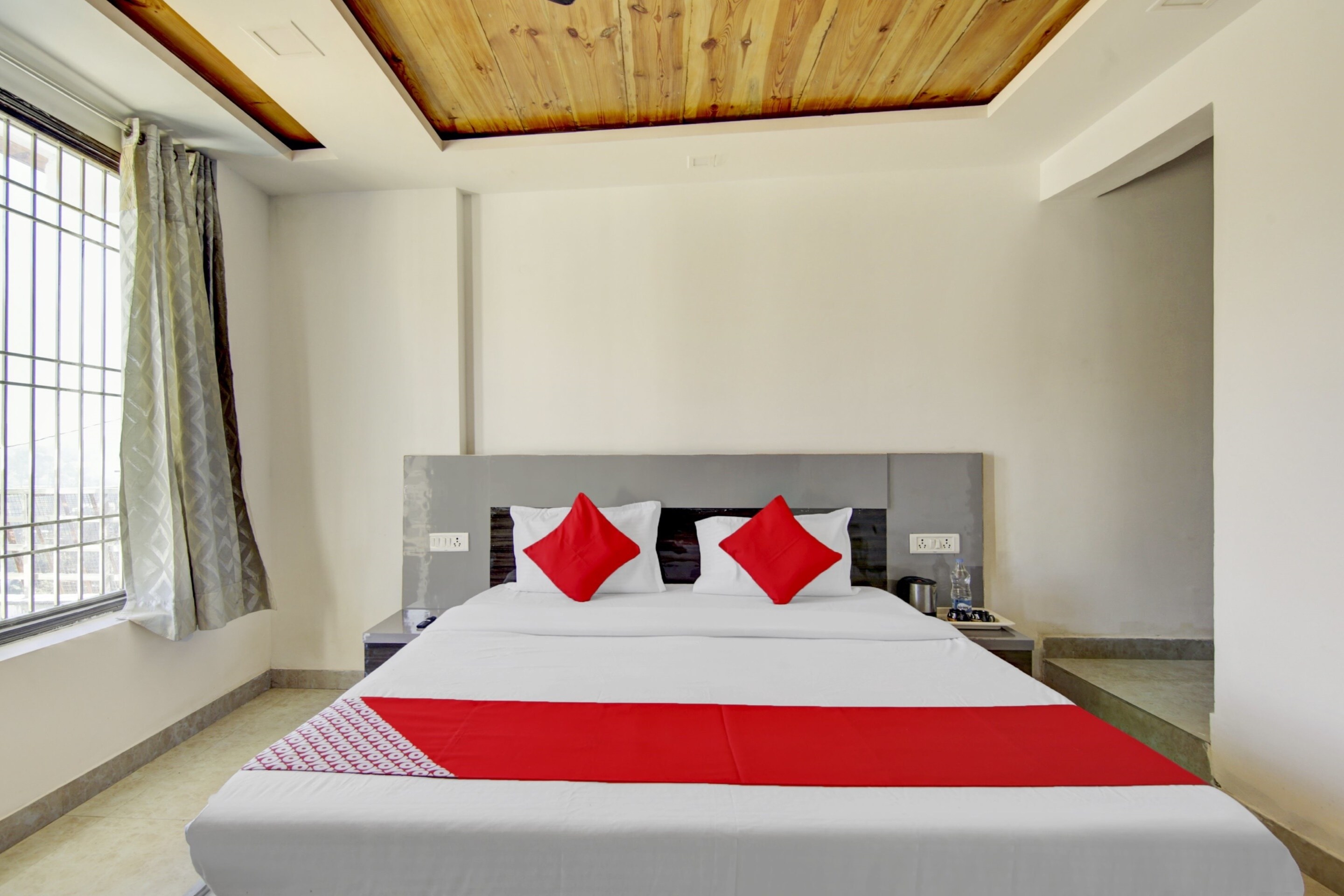 OYO Flagship Hotel Mount Delight, Flagship Nainital, Book @ ₹880 - OYO