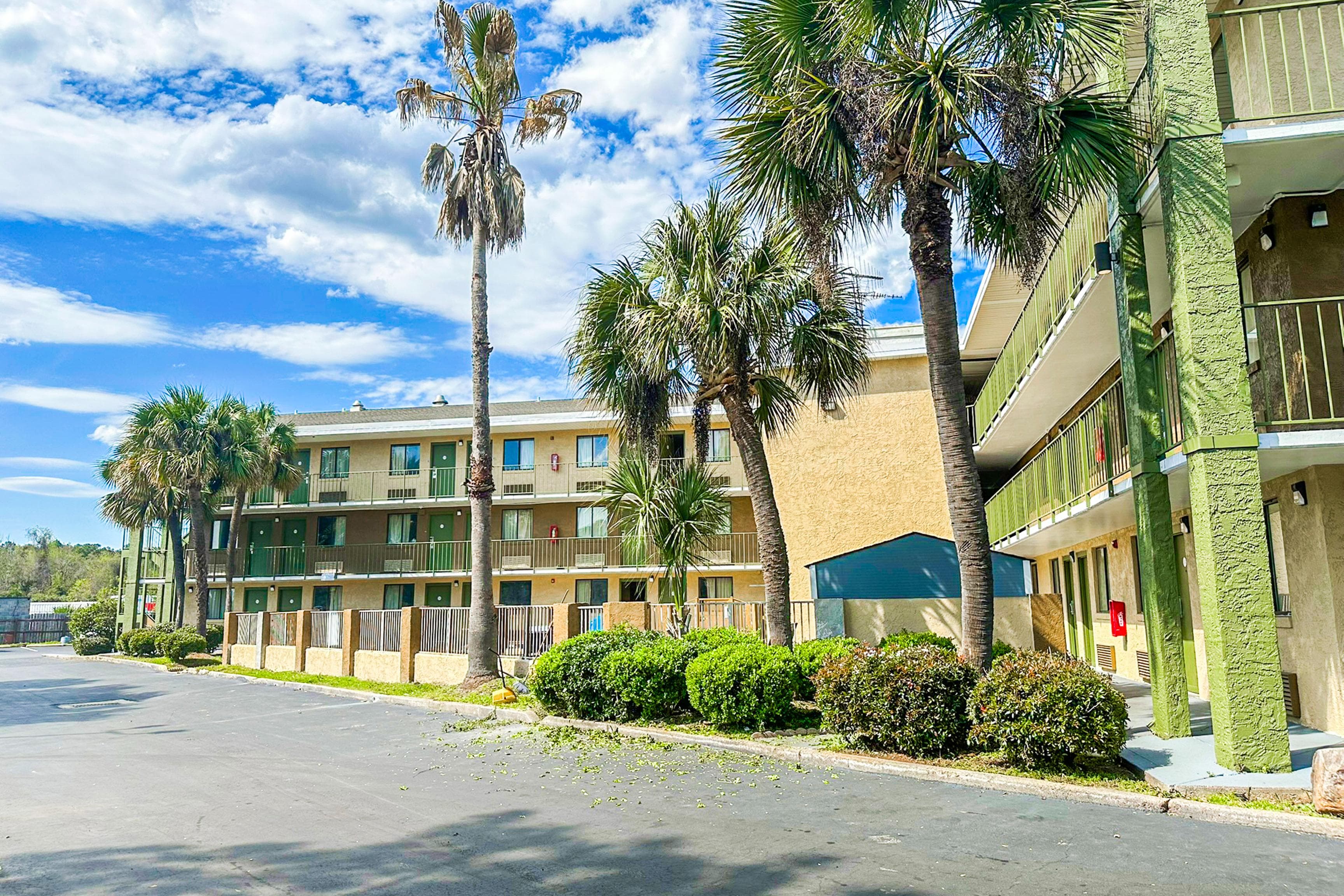 Hotels in Belt Junction, Mobile AL Starting @ $42 - Upto 40% OFF on 6 ...