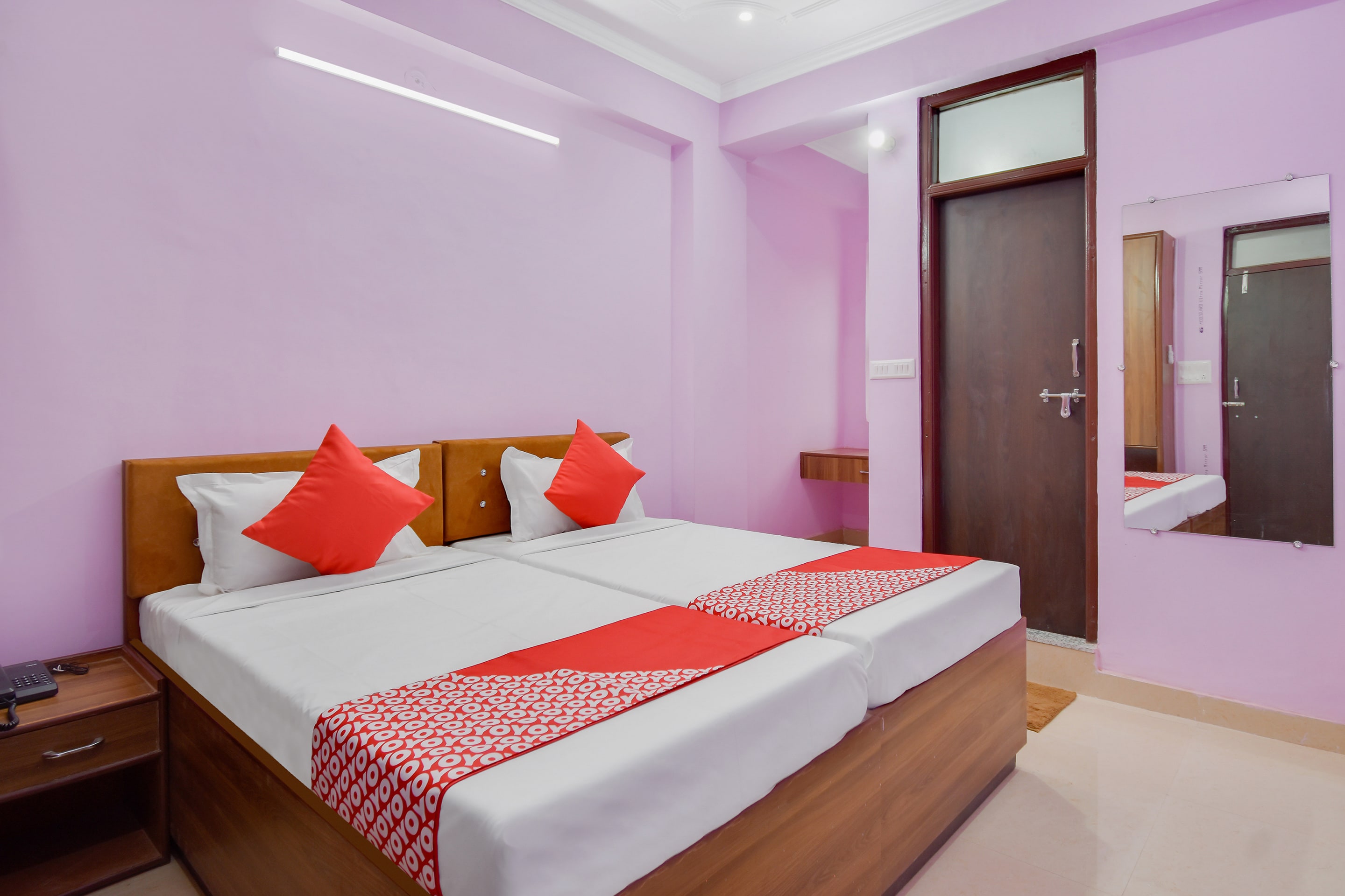 Hotel O Rishabh Inn, Flagship Jaipur, Book @ ₹728 - OYO