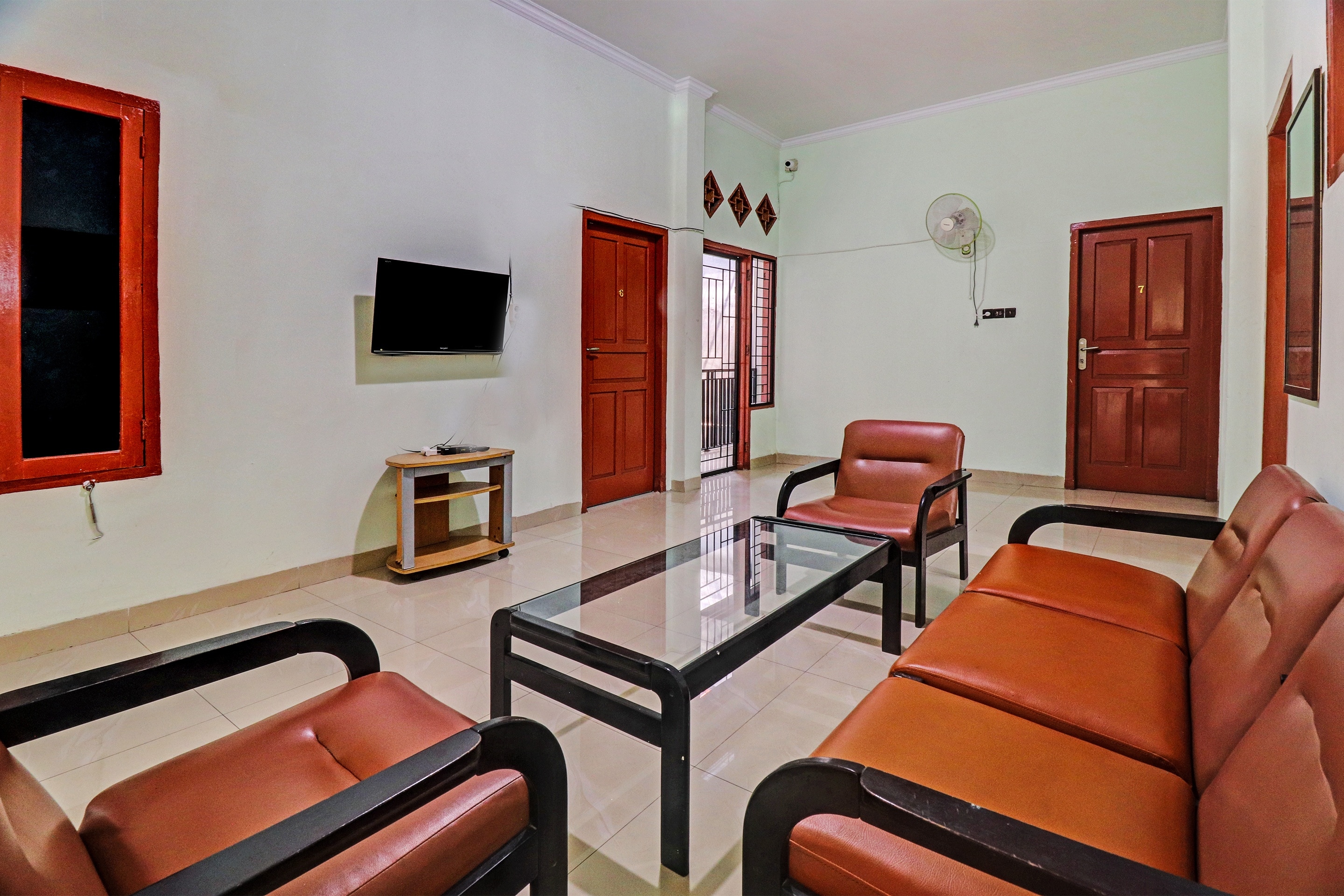 OYO 92069 Rafa Kost, OYO Hotels Jambi, Book @ Rp49517 - OYO