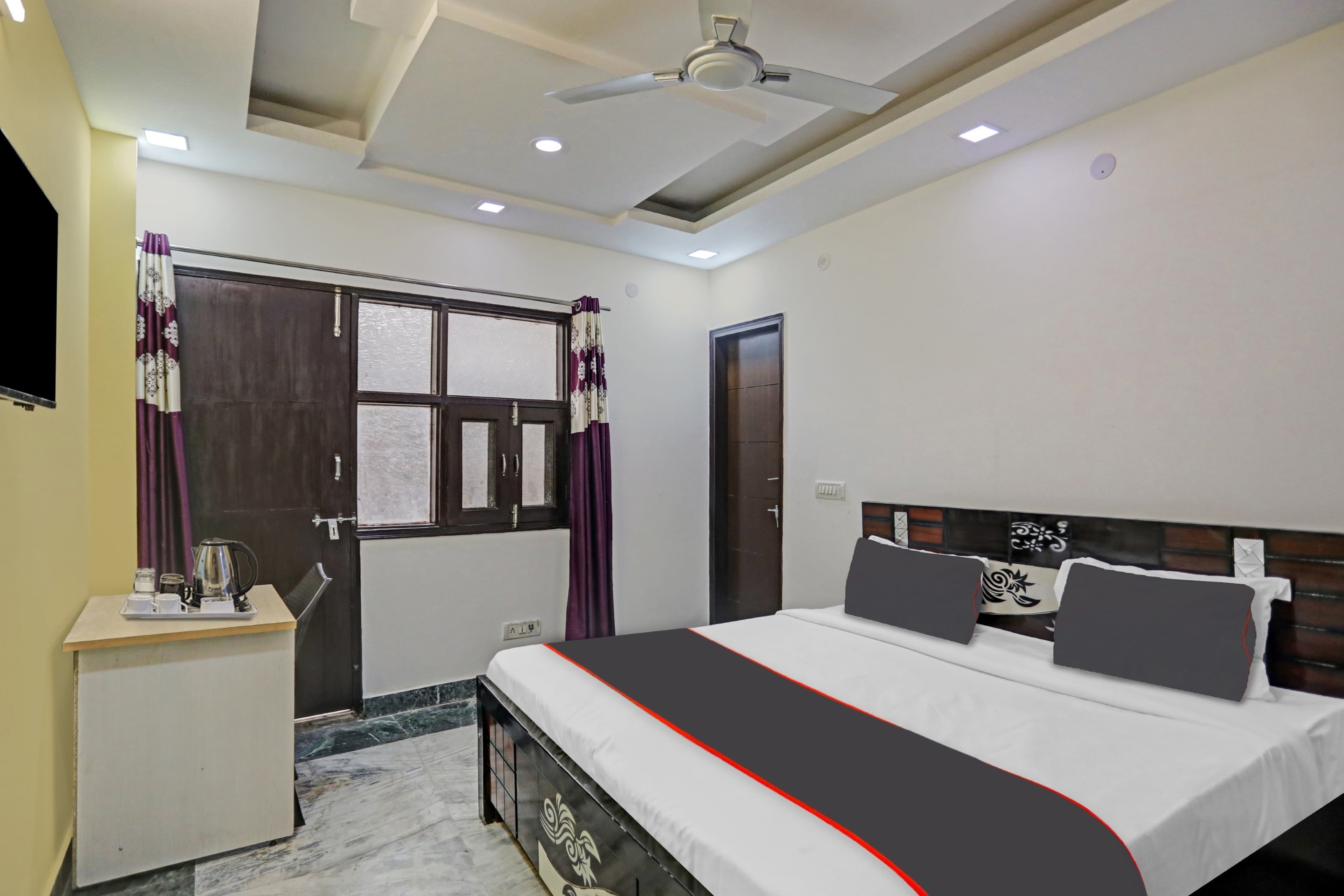 Collection O Hotels in Rajendra Place Metro Station, Delhi Starting ...