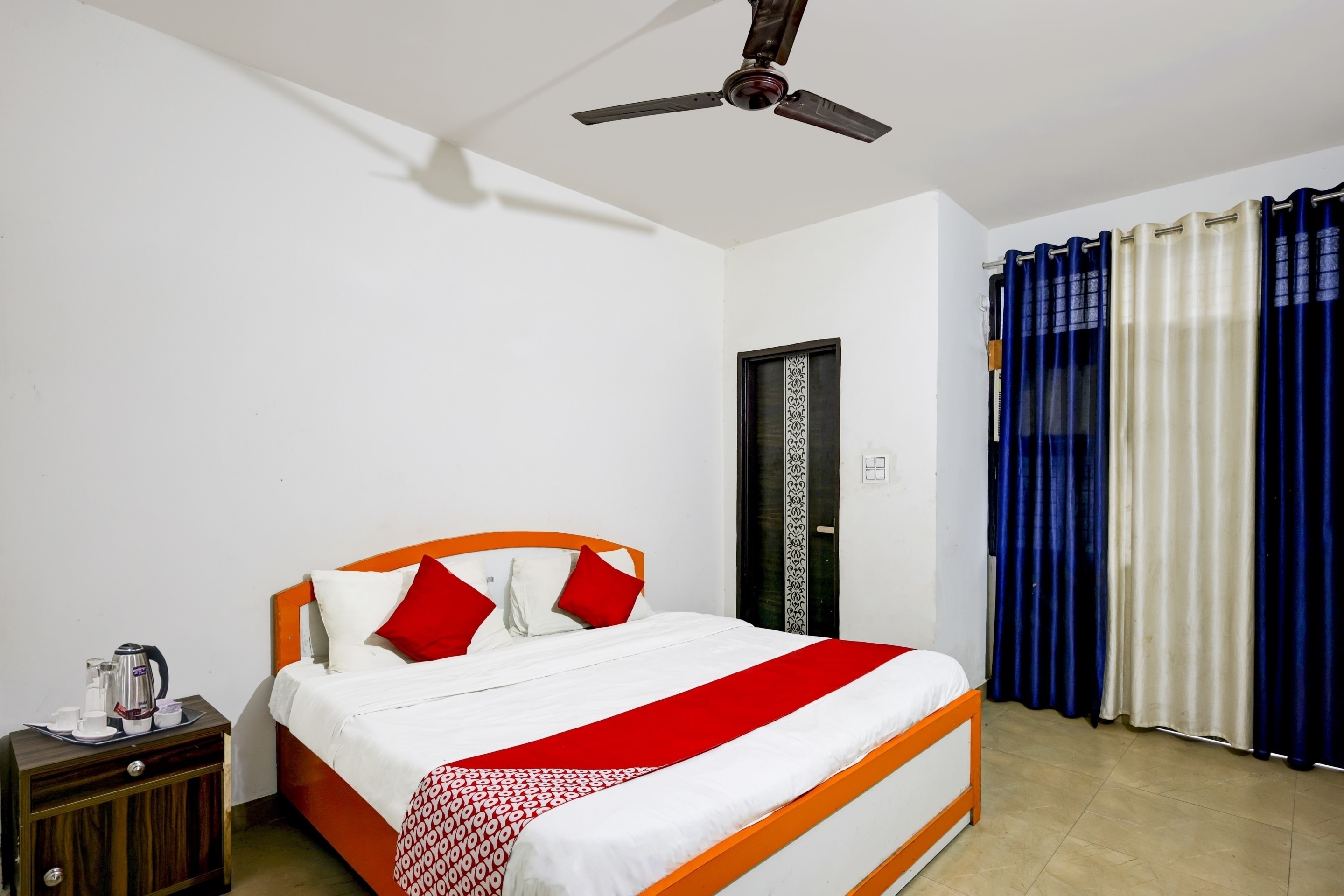 Hotel O Relax Inn, Flagship Delhi, Book @ ₹857 - OYO