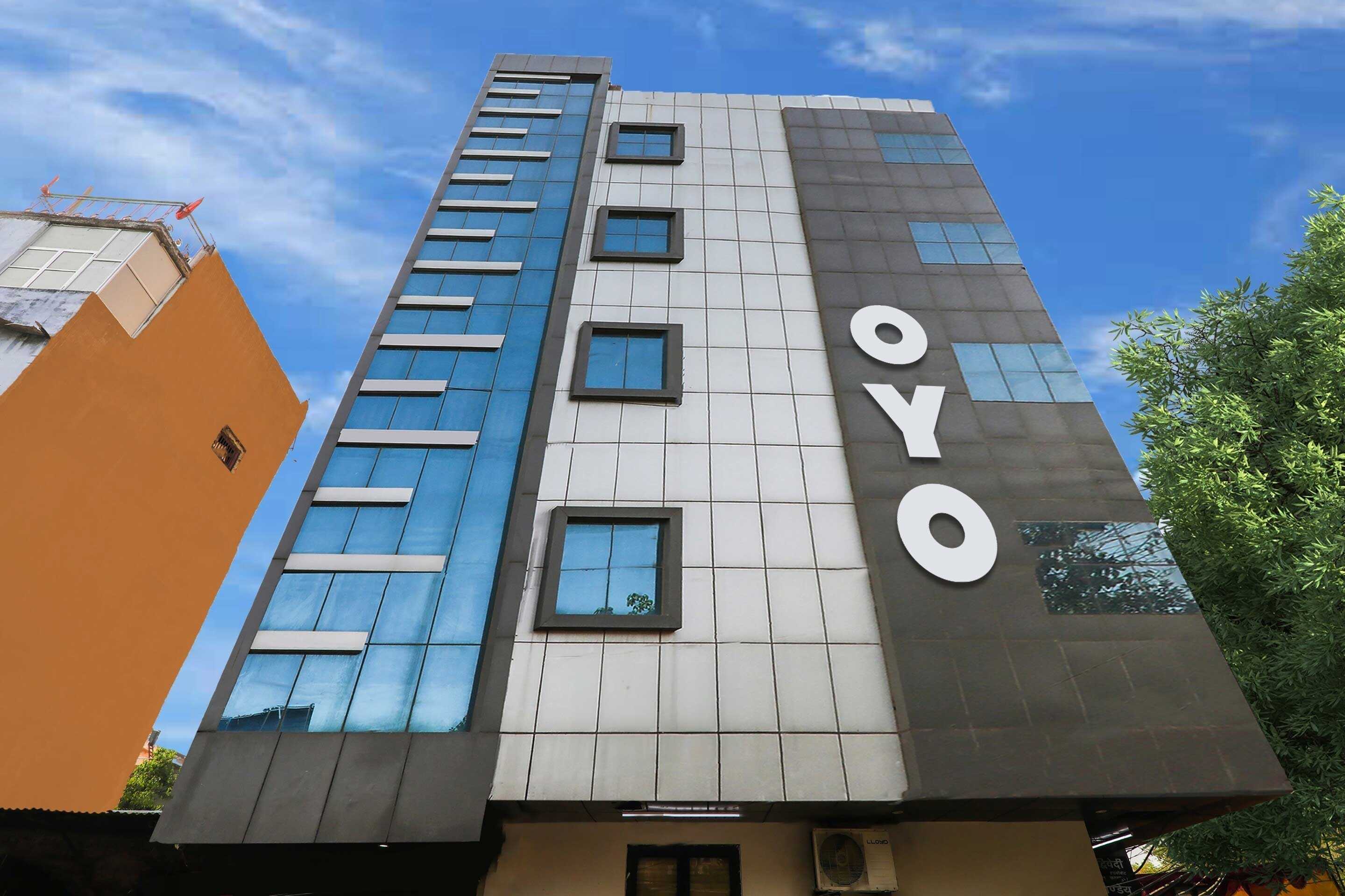 OYO Flagship Bridge View Hotel, Flagship Kanpur, Book @ ₹1232 - OYO