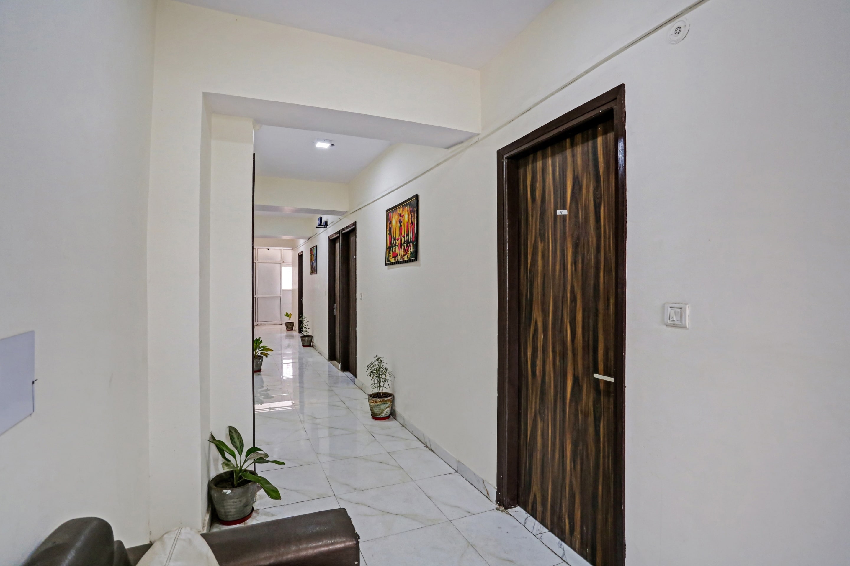 Collection O Star Inn , Collection O Delhi, Book @ ₹902 - OYO