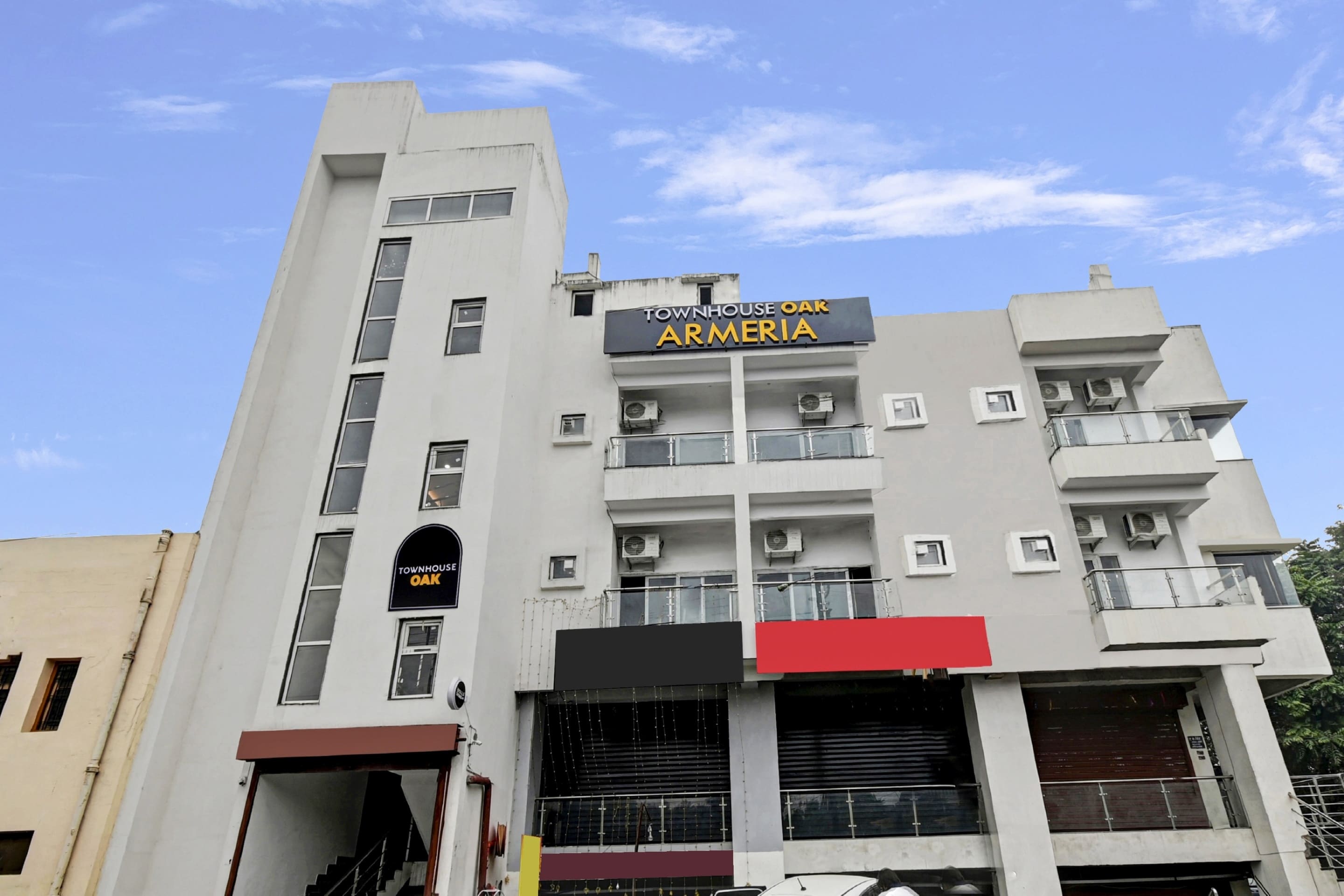 Super Townhouse OAK Armeria, Townhouse Oak Lucknow, Book @ ₹953 - OYO