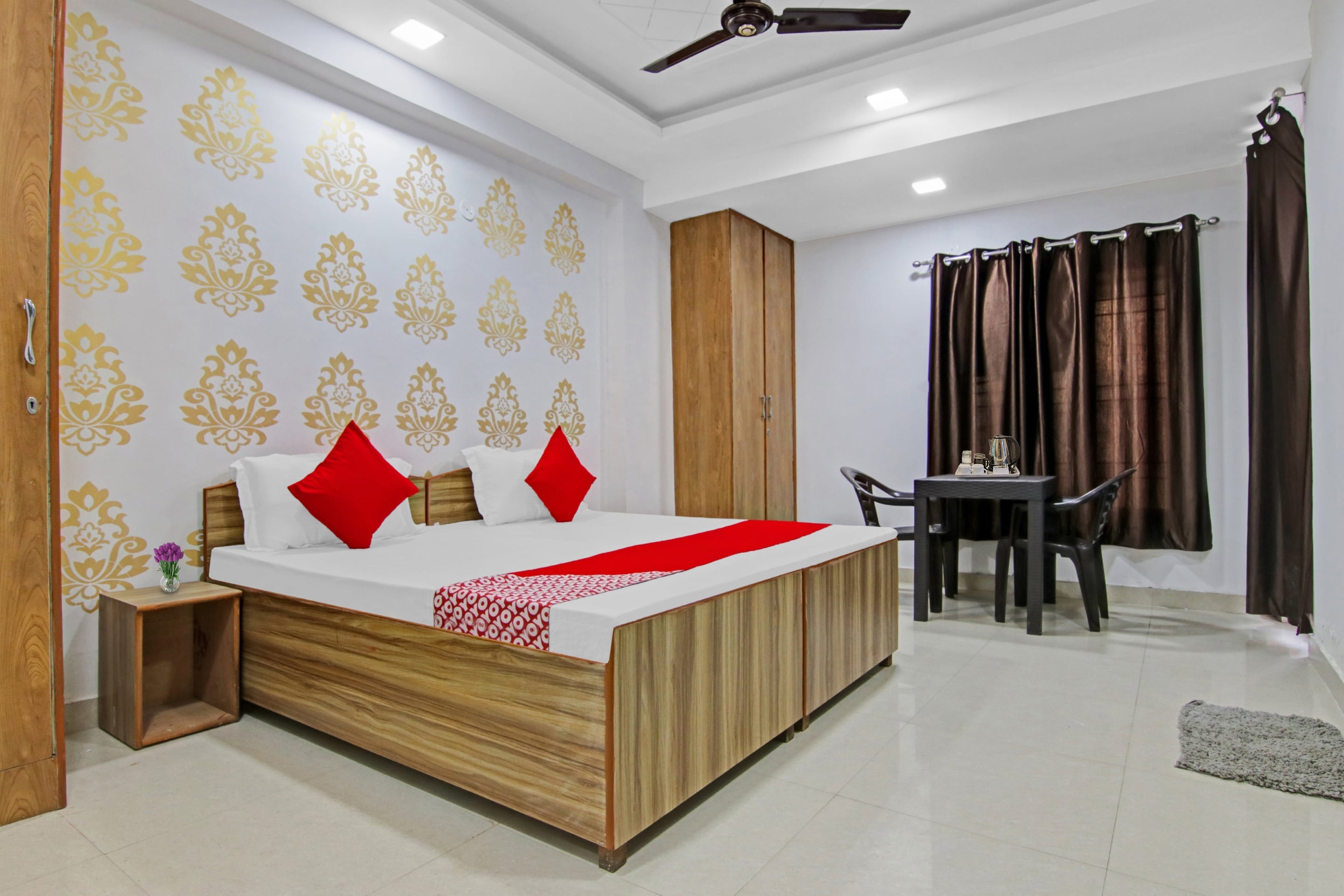 Hotel O Check Inn, Flagship Delhi, Book @ ₹2113 - OYO