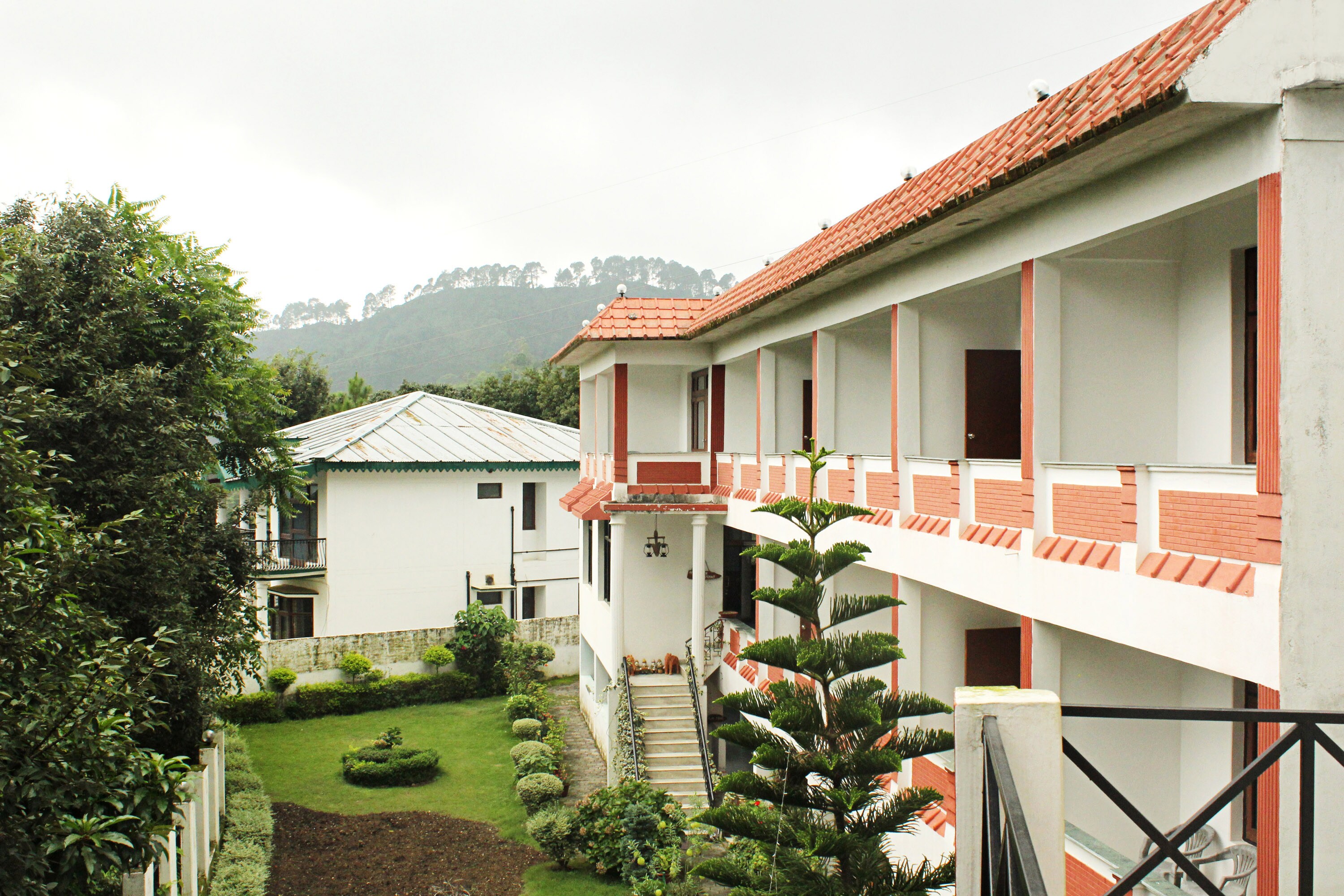 OYO Rooms 016 Near Machaan Khutani, OYO Rooms Nainital, Book @ ₹895 - OYO