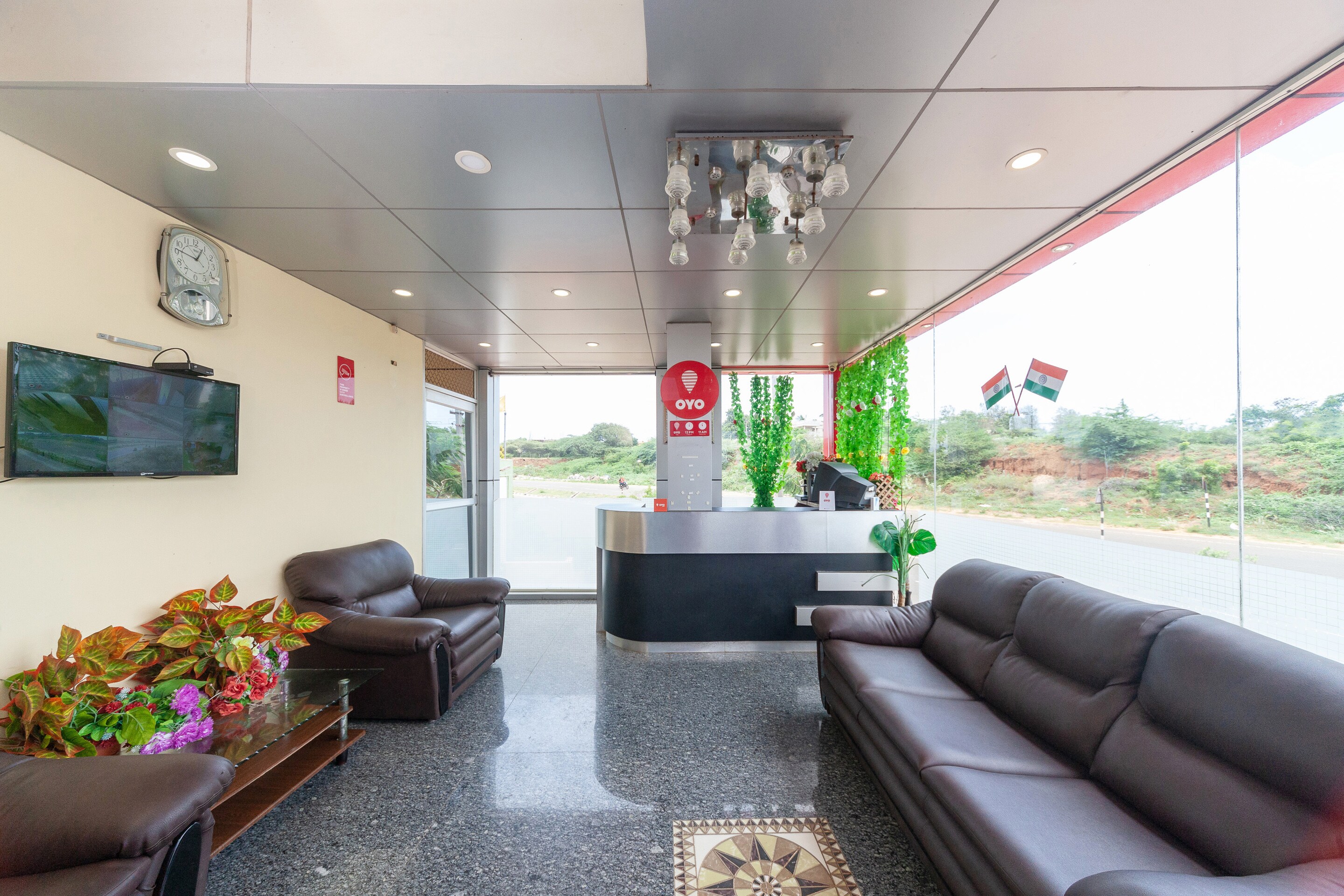 OYO Hotel C Gate Residency, Flagship Kanyakumari, Book @ ₹874 - OYO