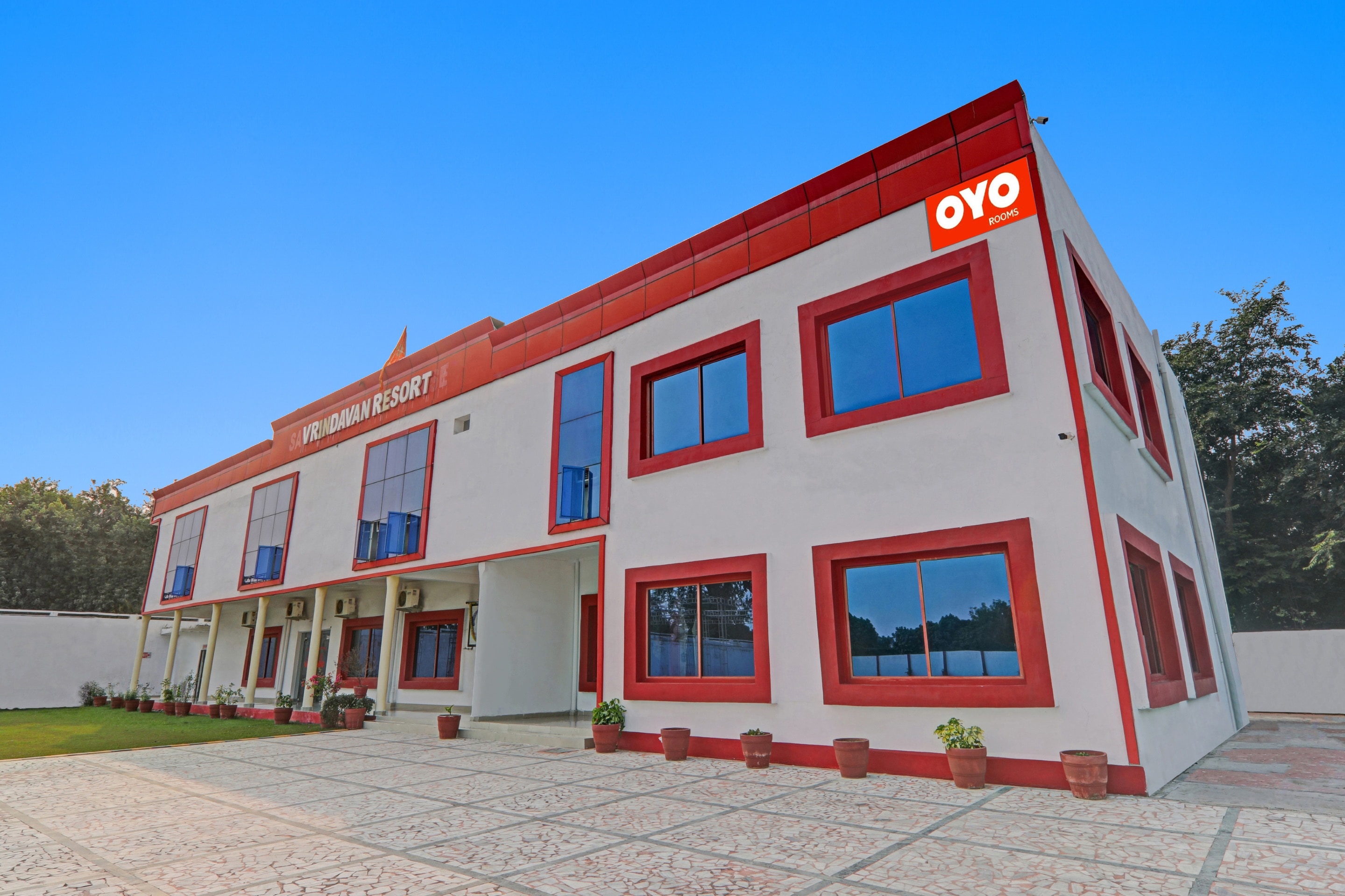 Flagship Vrindavan Resort, Flagship Pratapgarh, Book @ ₹760 - OYO