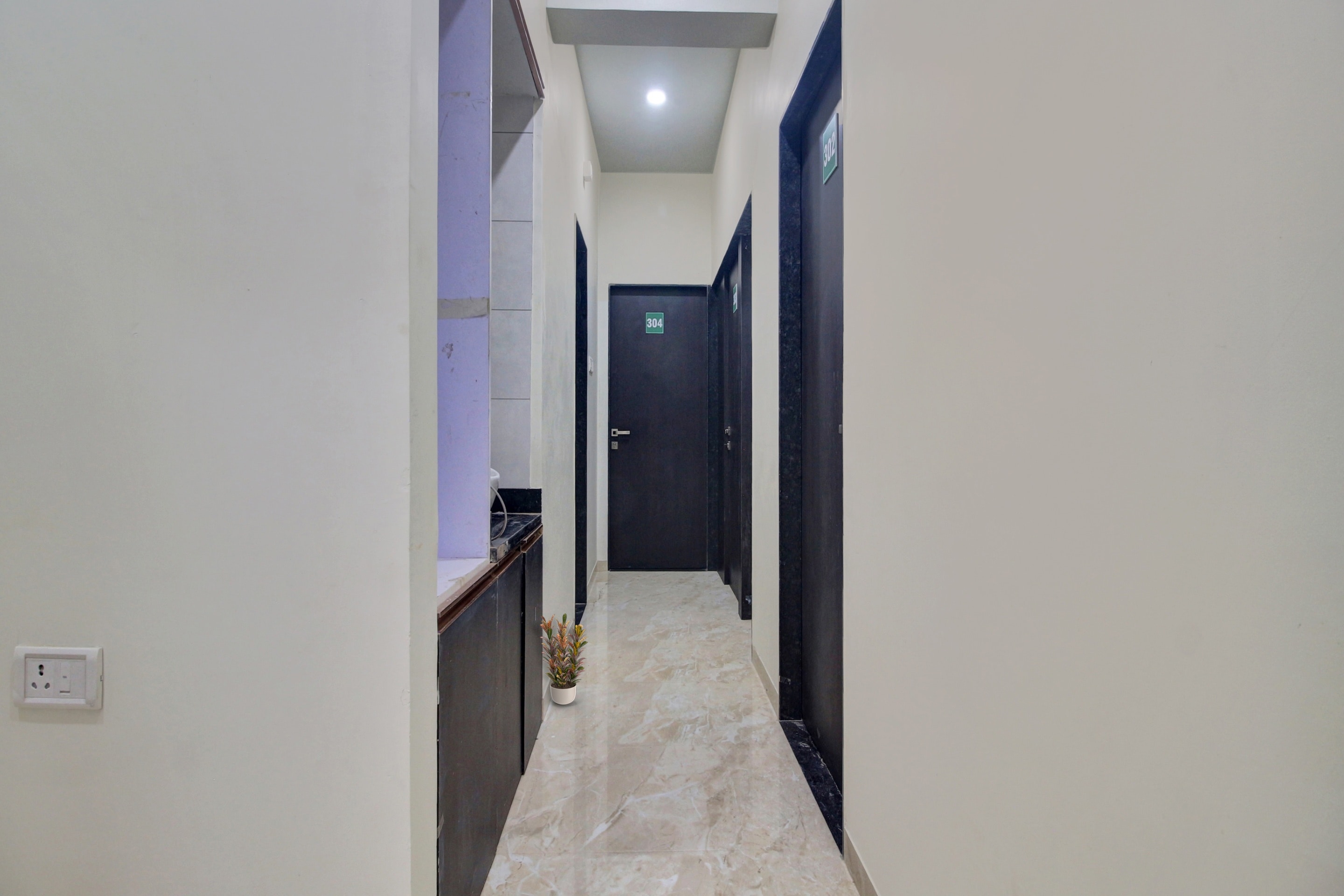 Hotel O Orbit Inn, Flagship Nagpur, Book @ ₹679 - OYO