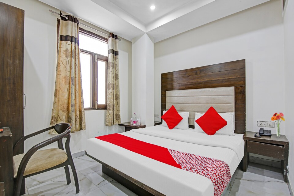 OYO Flagship Hotel S Inn, Flagship Delhi, Book @ ₹1304 - OYO