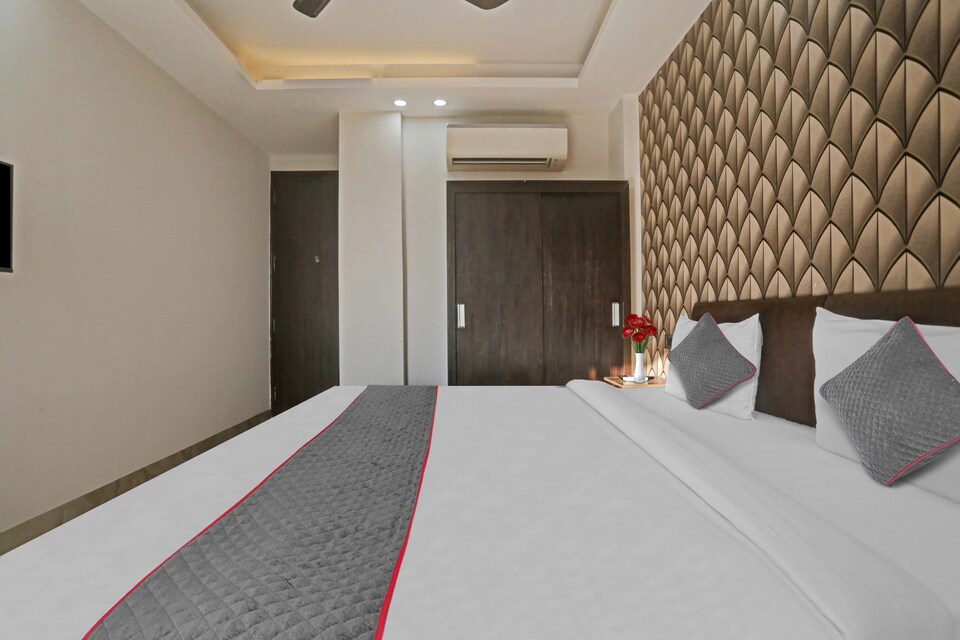 Collection O Hotel The Telone stay, Collection O Gurgaon, Book @ ₹844 - OYO