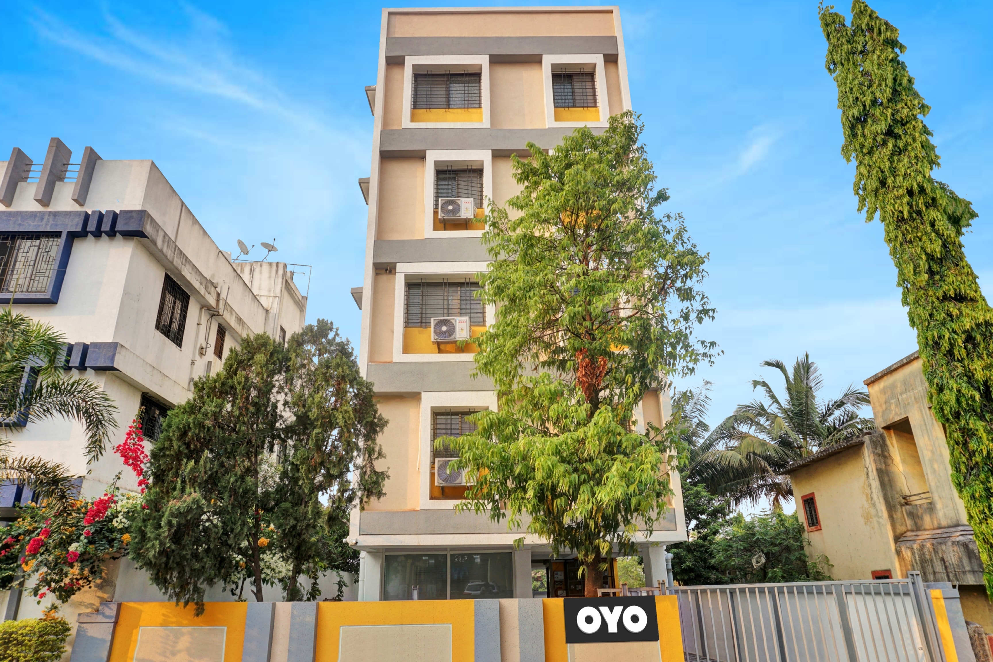 Hotel O Paradise Inn, Flagship Pune, Book @ ₹756 - OYO