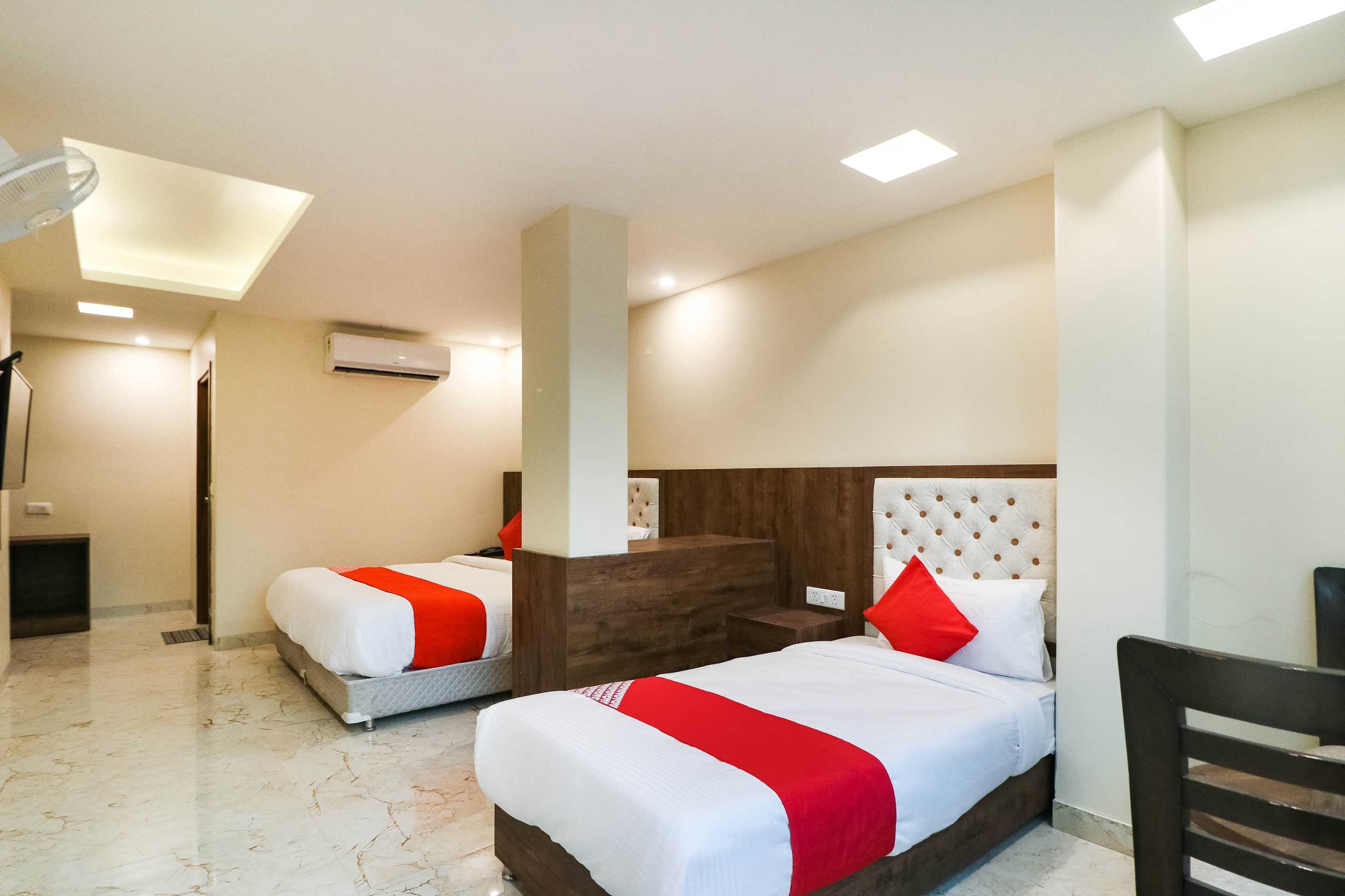 OYO Flagship 81067 Hotel Jyoti Palace, Flagship Delhi Transit, Book ...