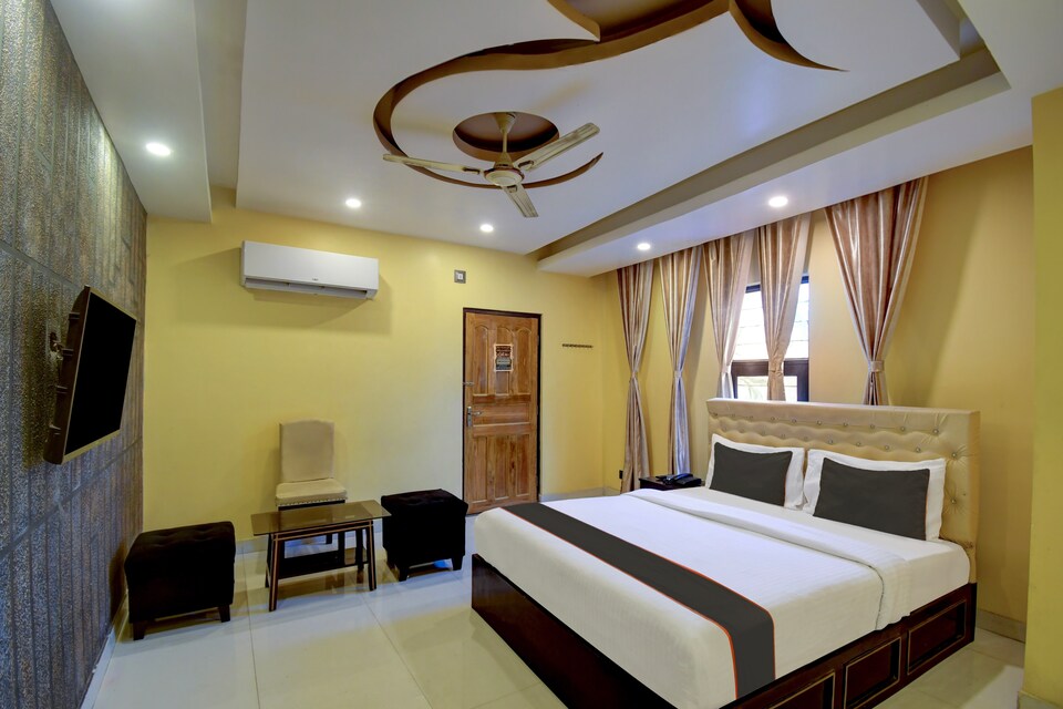 OYO Collection O Hotel Silver Orchid, Collection O Kolkata, Book ...