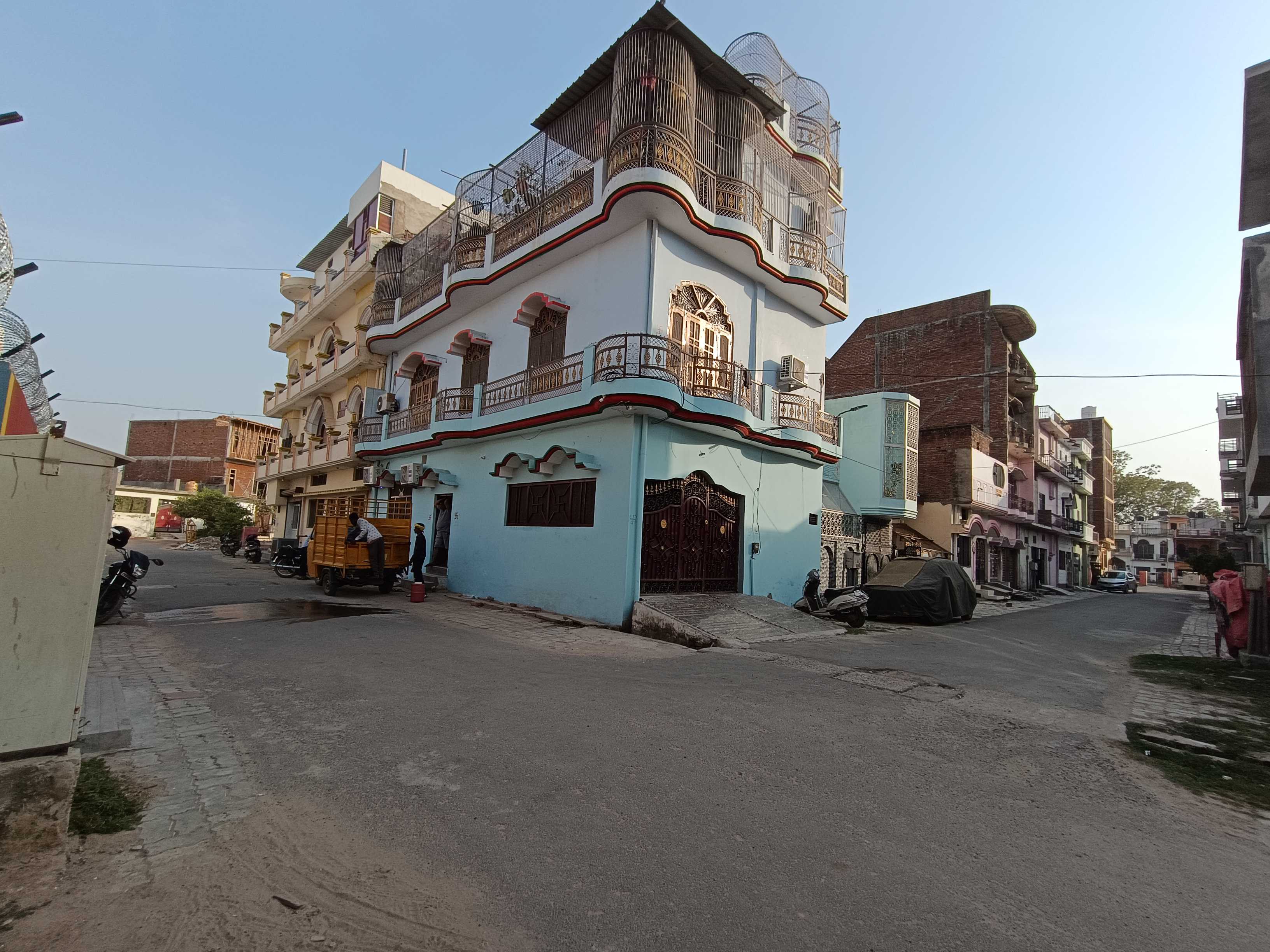 Hotels Near Begampura, Ayodhya from ₹942
