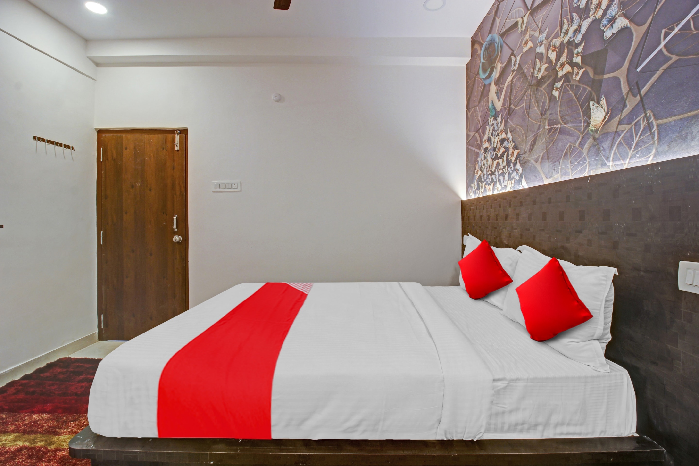 Hotel O Srh Pride, Flagship Hyderabad, Book @ ₹1238 - OYO